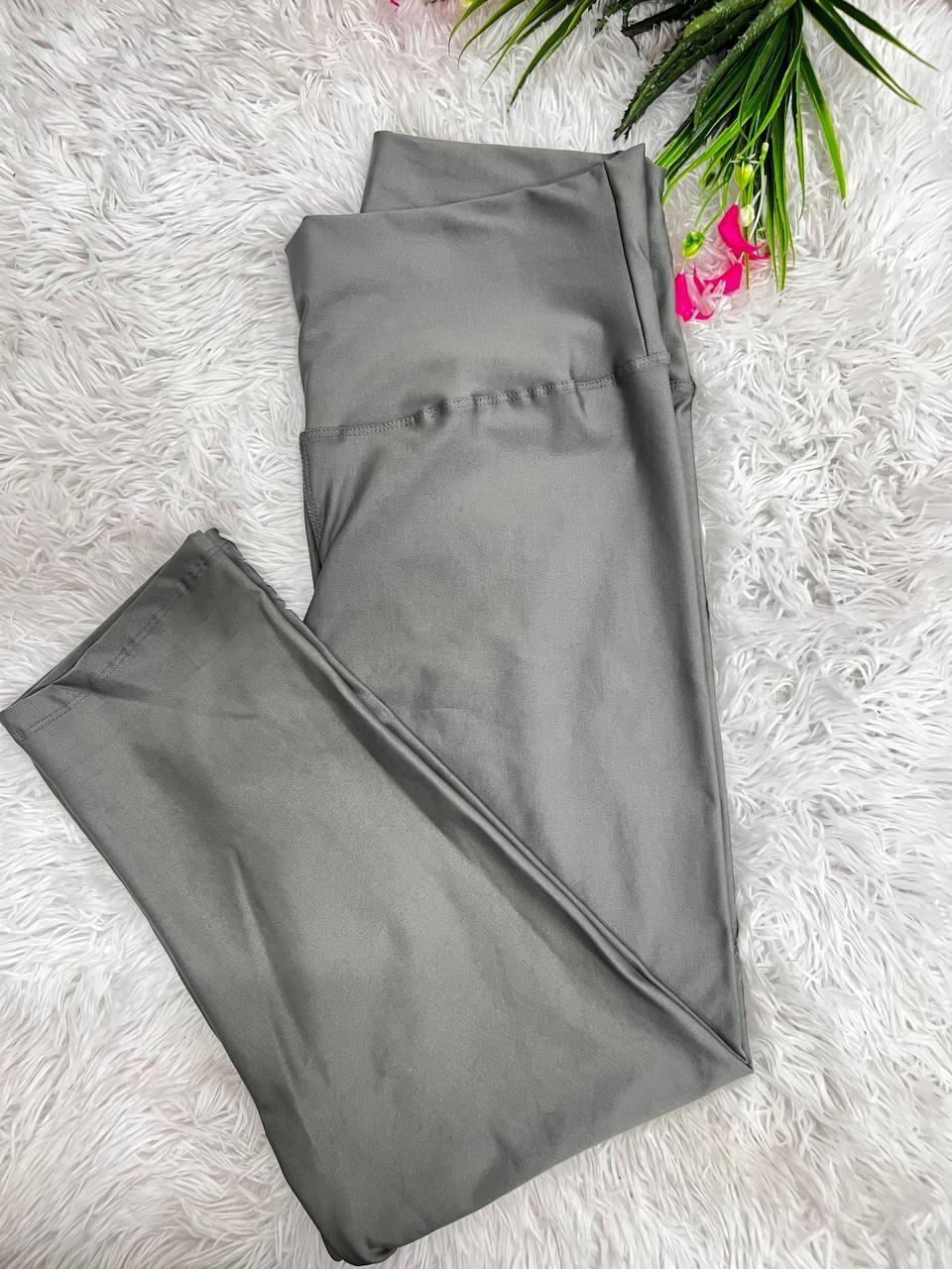 Comprar legging lisa EXTRA G - Ana Paula Moda Fitness