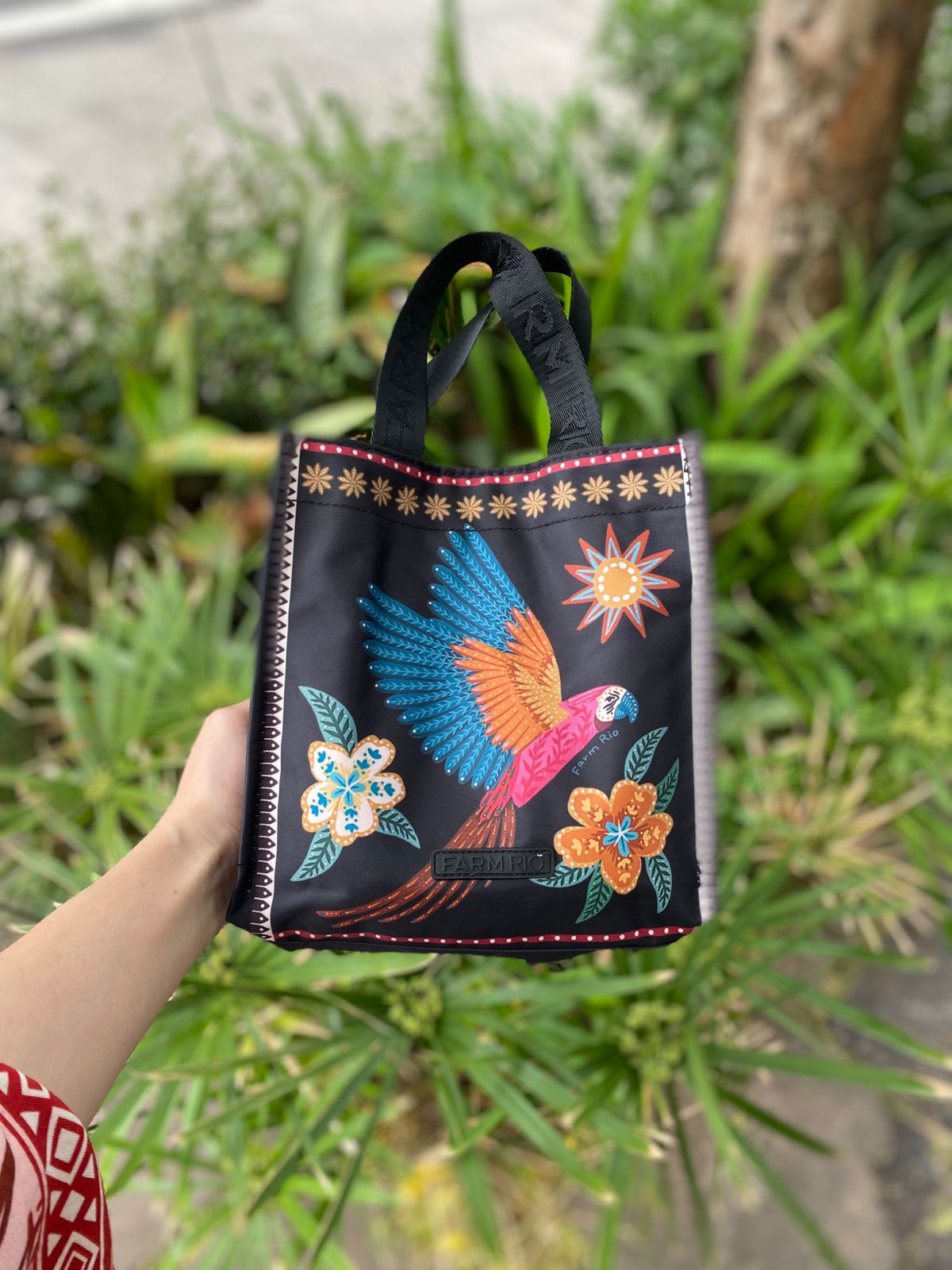 Comprar Bolsa Farm Mimo Samba Das Araras ETC Farm - a partir de R$178 ...