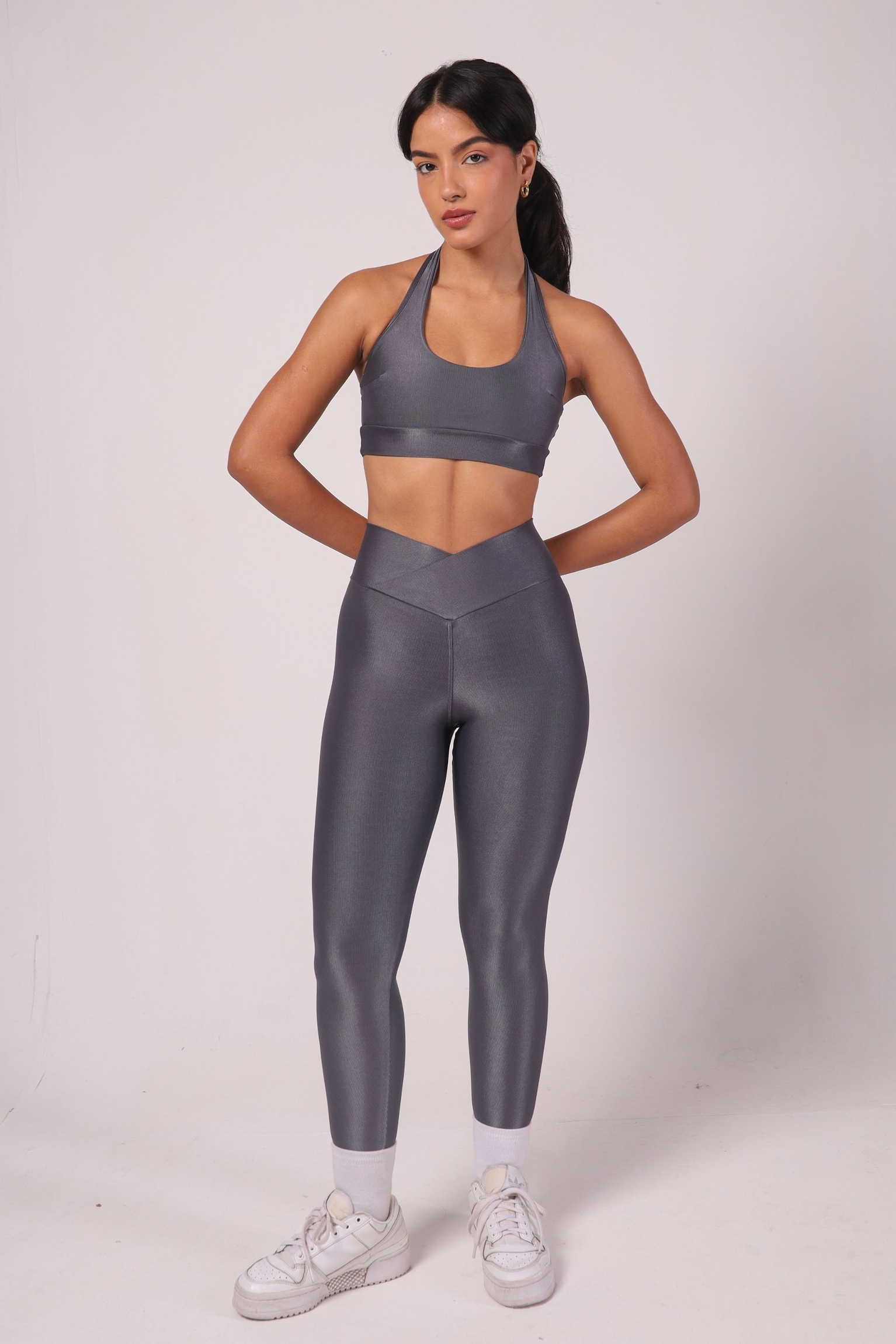 Comprar Top Neck Cinza - Lavint