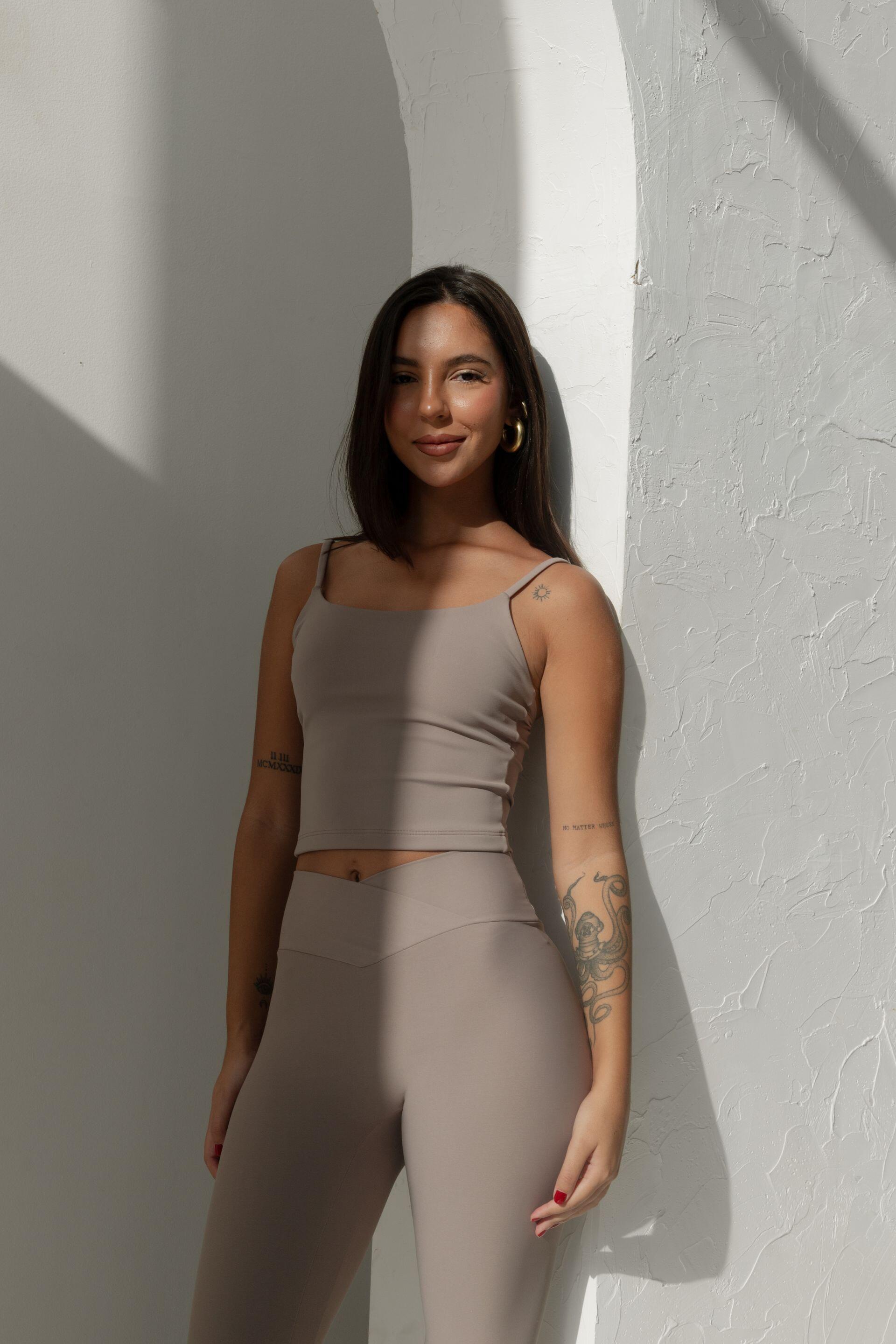 Comprar Blusa Basic Taupe - Lavint