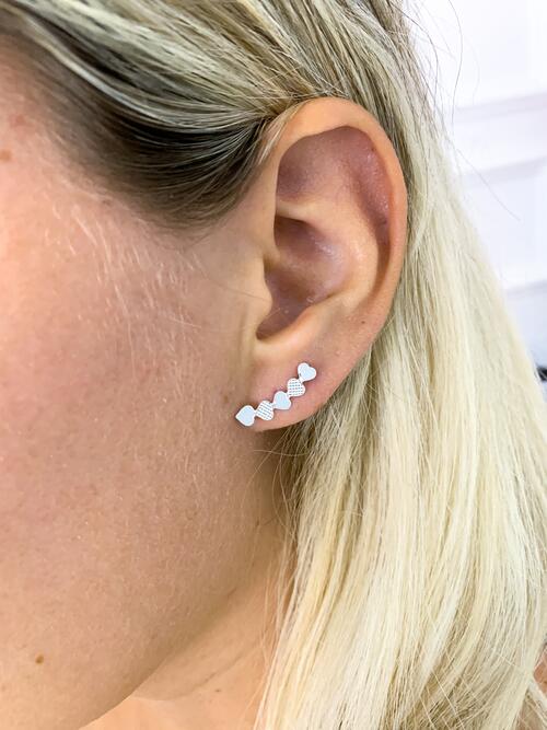 Comprar Brinco Ear Cuff Corações - R$6,30 - Vns Acessórios