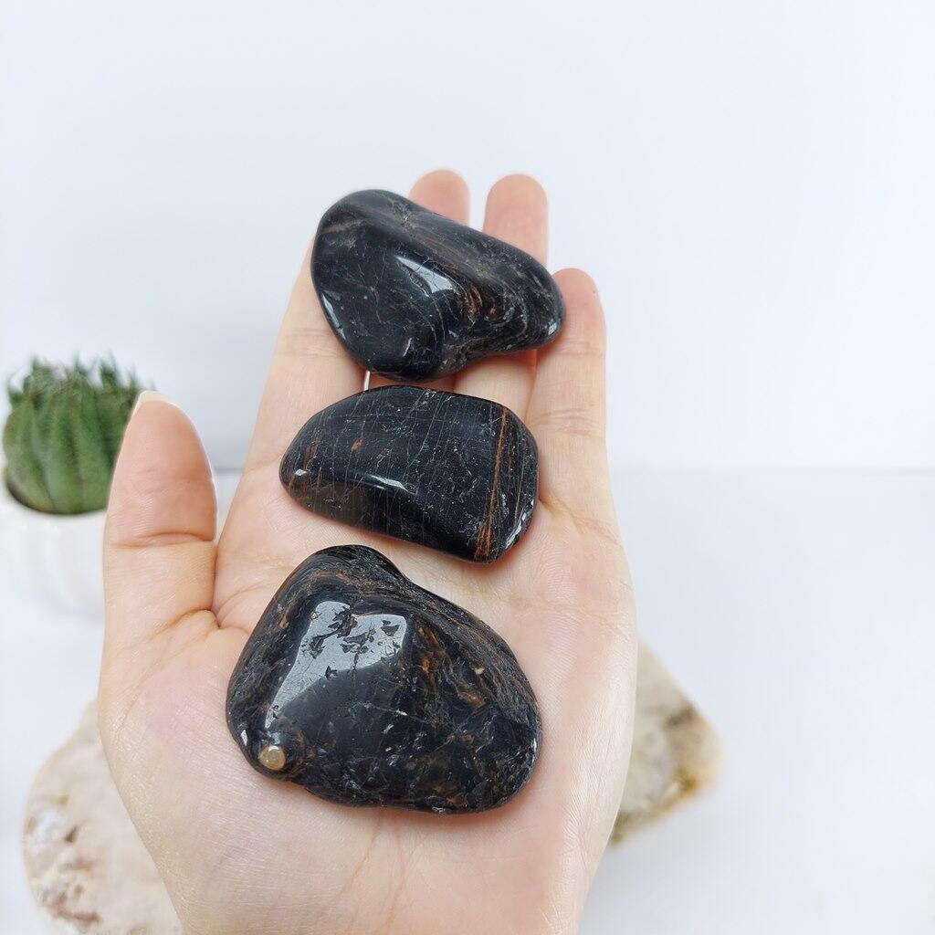 Comprar Pedra Turmalina Preta Natural Rolada 4 a 5cm aprox.(Proteção ...