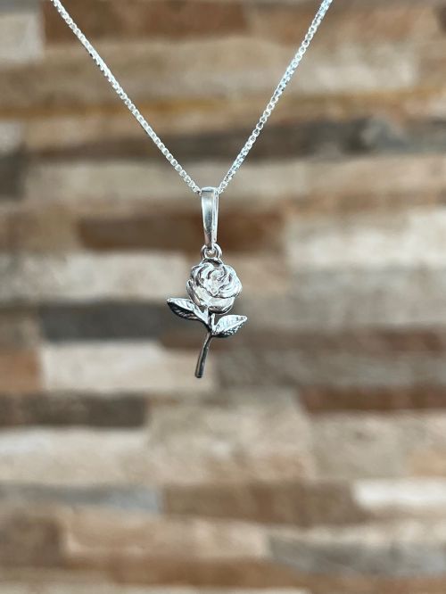 Comprar COLAR FLOR - a partir de R$76,00 - Calê Joias