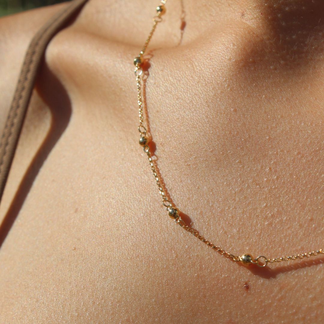 Colar Feminino de bolinhas em ouro 18k | Adara Joias - de R$3.189,15 a ...