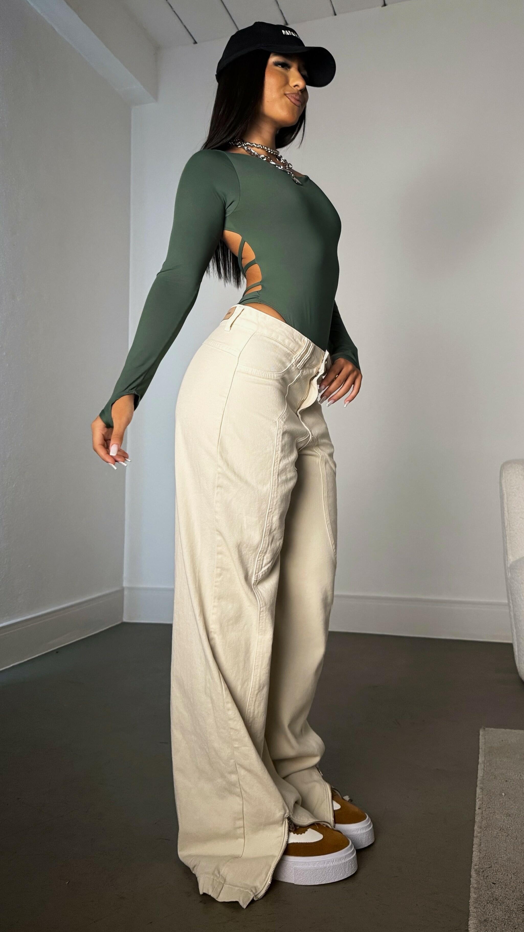 Body cavado Lara