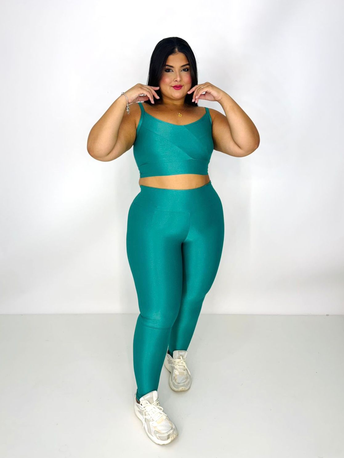 Comprar Legging Básica Compressão + Top Maitê Turmalina - Plus Size ...