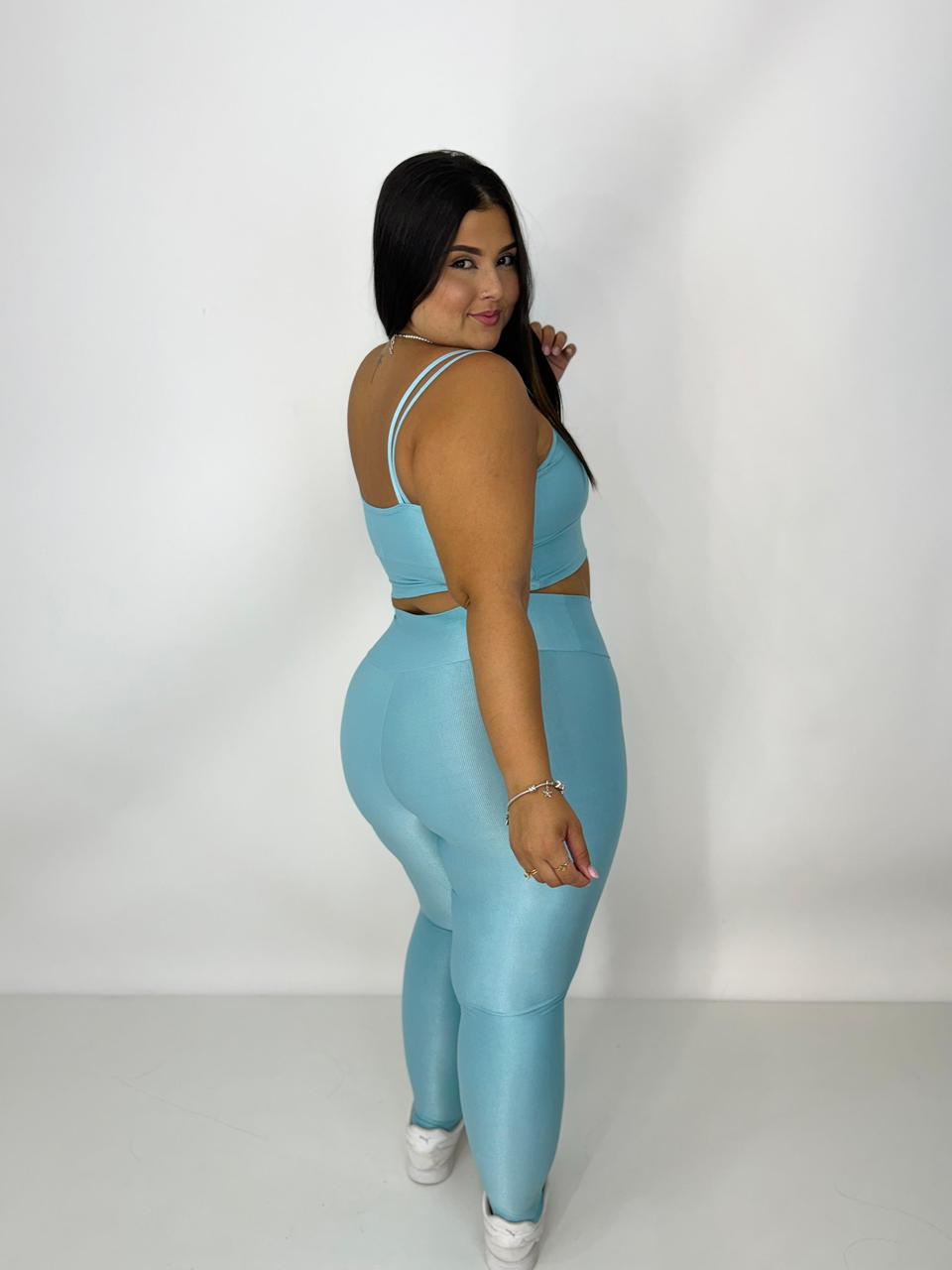 Comprar Legging Básica Compressão + Top Paty Azul Paraíso - Plus Size ...
