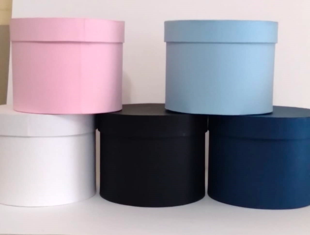 Comprar Caixa box redonda 19x15 - R$21,50 - JV Cartonagem