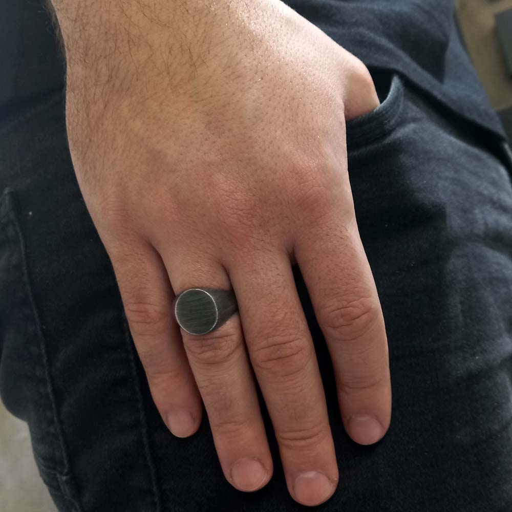 Comprar Anel Clássico Oval - R$699,00 - Vulcano Joias