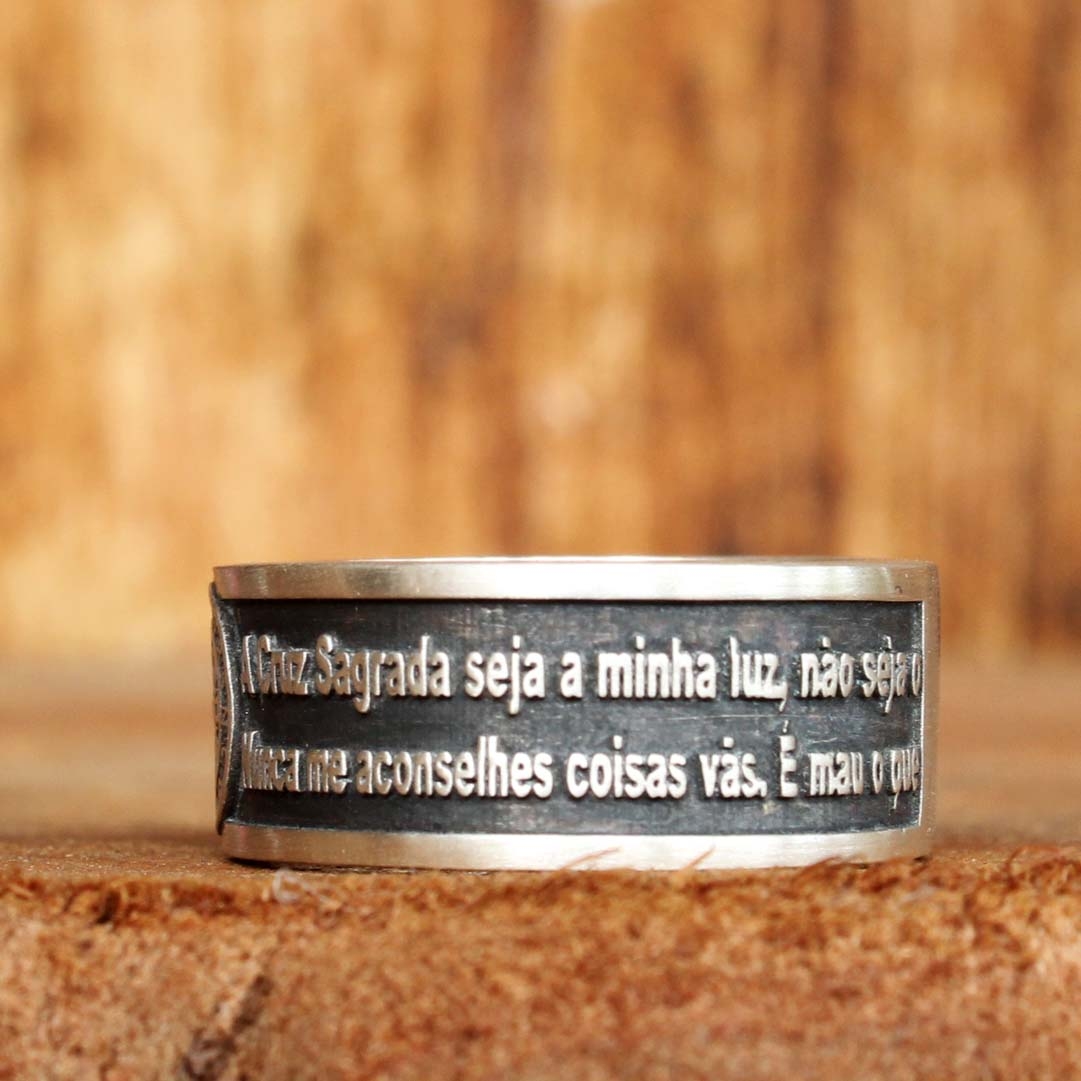 Comprar Anel clássico São Bento - R$699,00 - Vulcano Joias