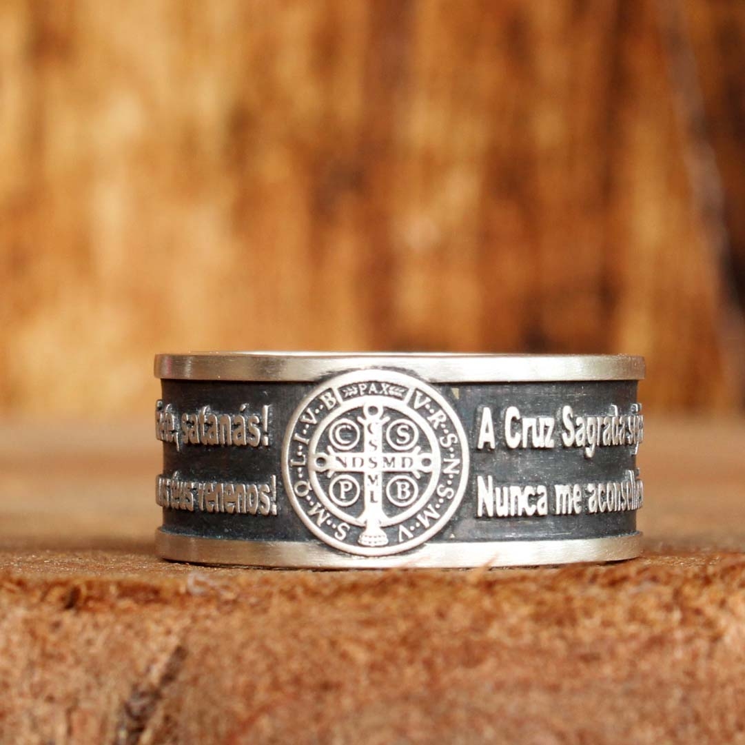 Comprar Anel clássico São Bento - R$699,00 - Vulcano Joias