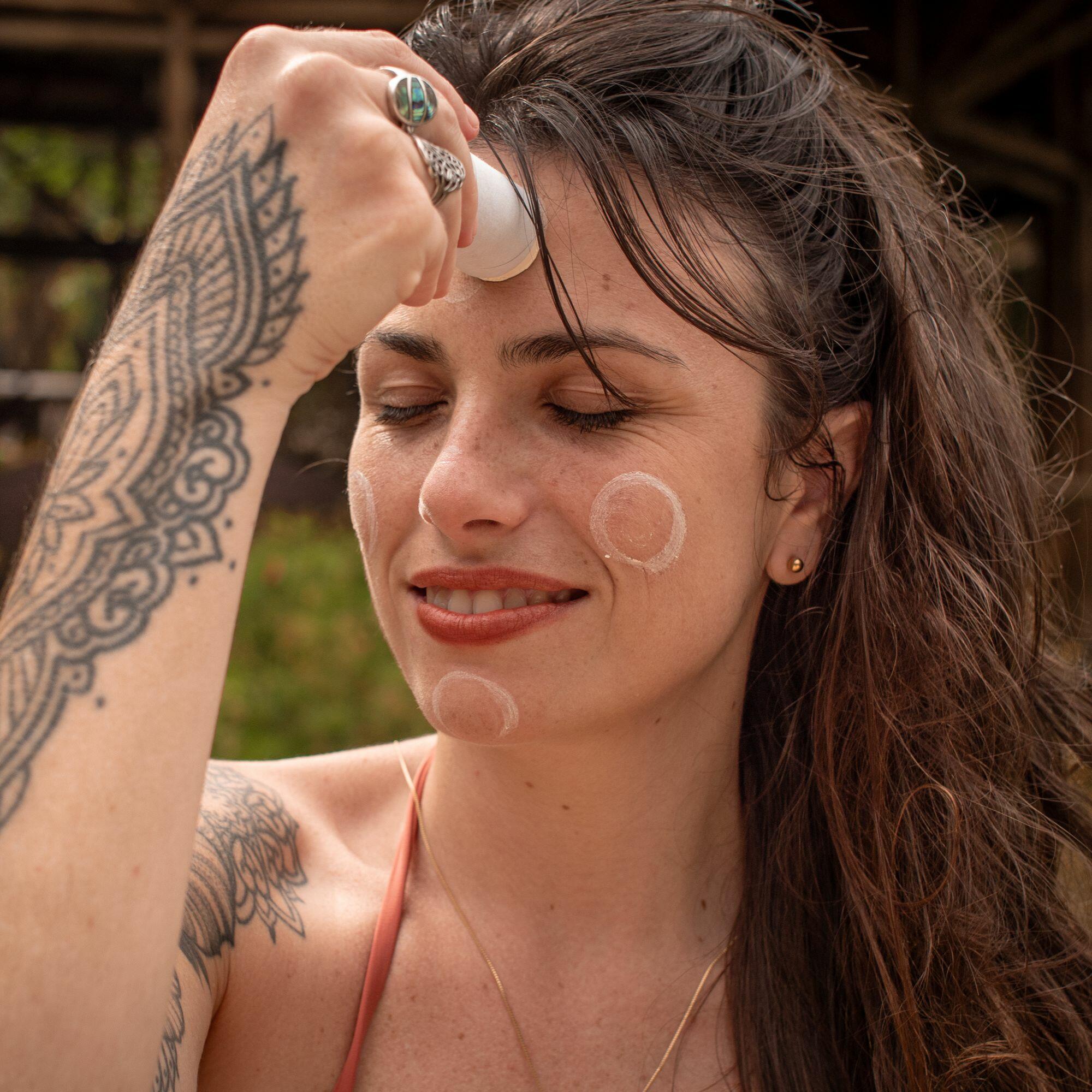 Protetor Solar Físico Mineral em Bastão ? 30g | FPS 50 - a partir de R ...