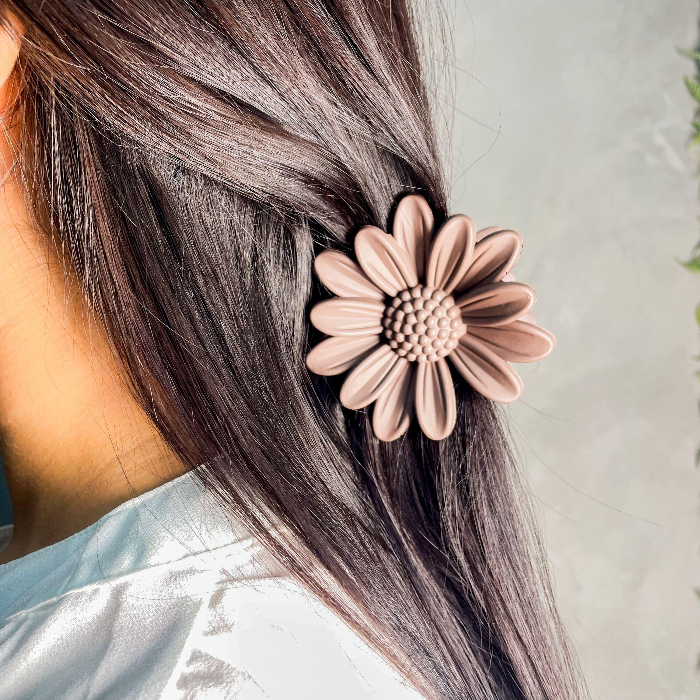 Presilha de Cabelo Flor ? | Clean Girl Aesthetic e Elegância