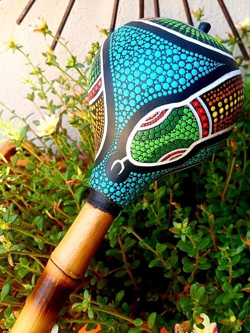 Maracá de Poder, chocalho indígena, - a partir de R$275,50