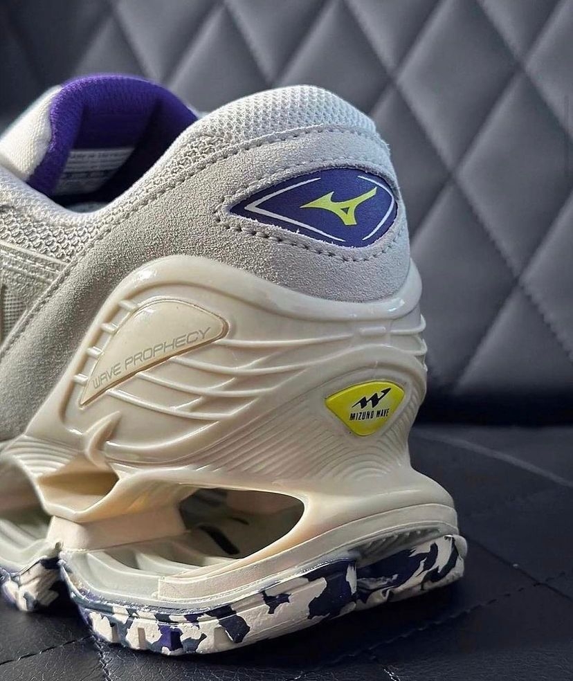 Comprar MIZUNO PROPHECY LS FLOR DE LÓTUS EDIÇÃO ESPECIAL - SHEIK STORE