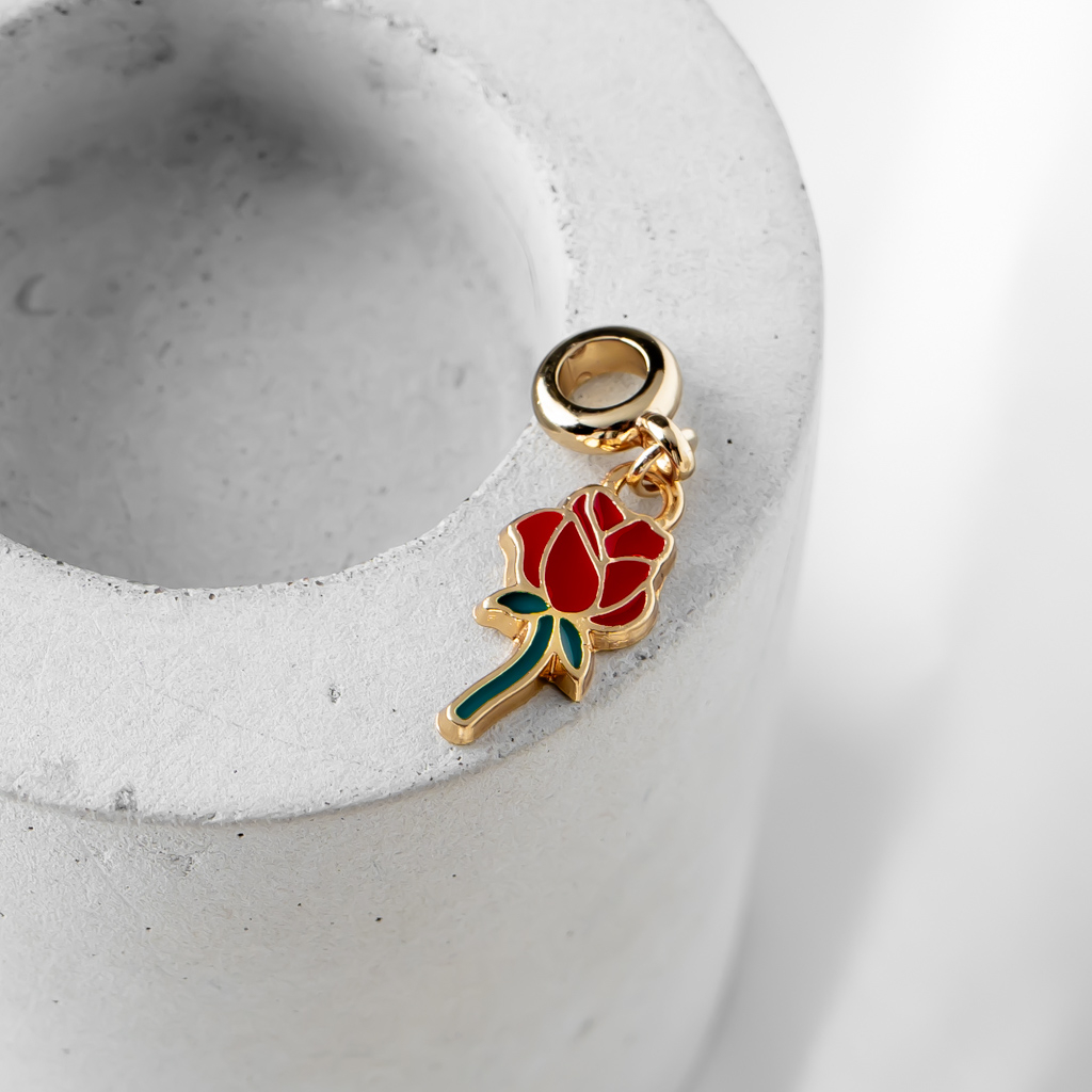 Comprar Berloque Pingente Flor Rosa - Dourado - a partir de R$12,35 ...