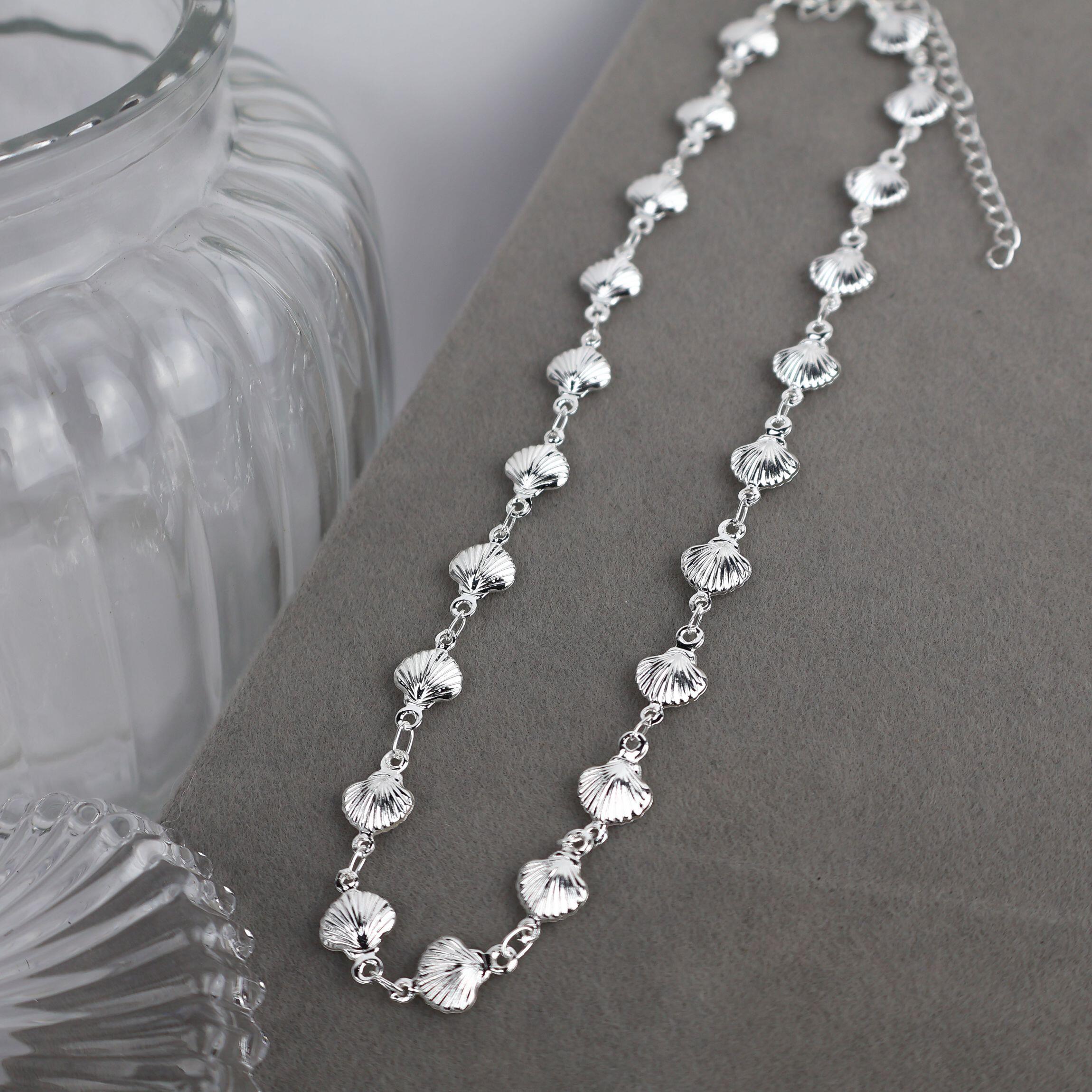 Comprar Colar Choker Corrente Conchinhas - Prata - a partir de R$23,74