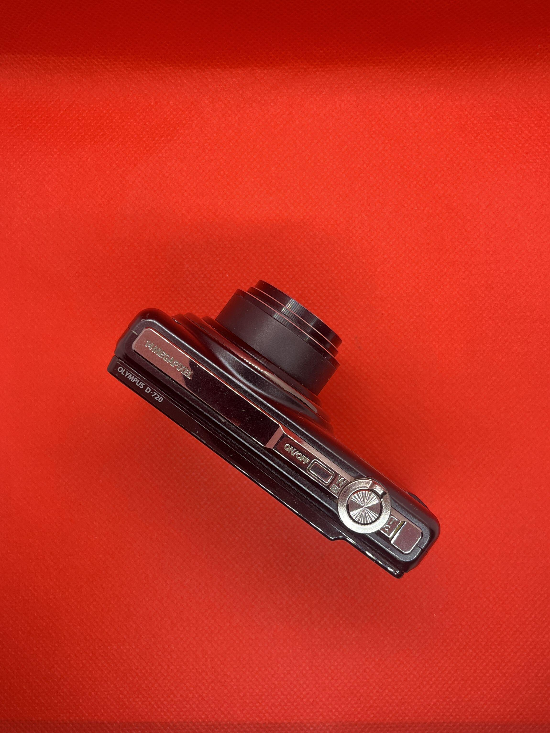 Comprar Olympus D-720
