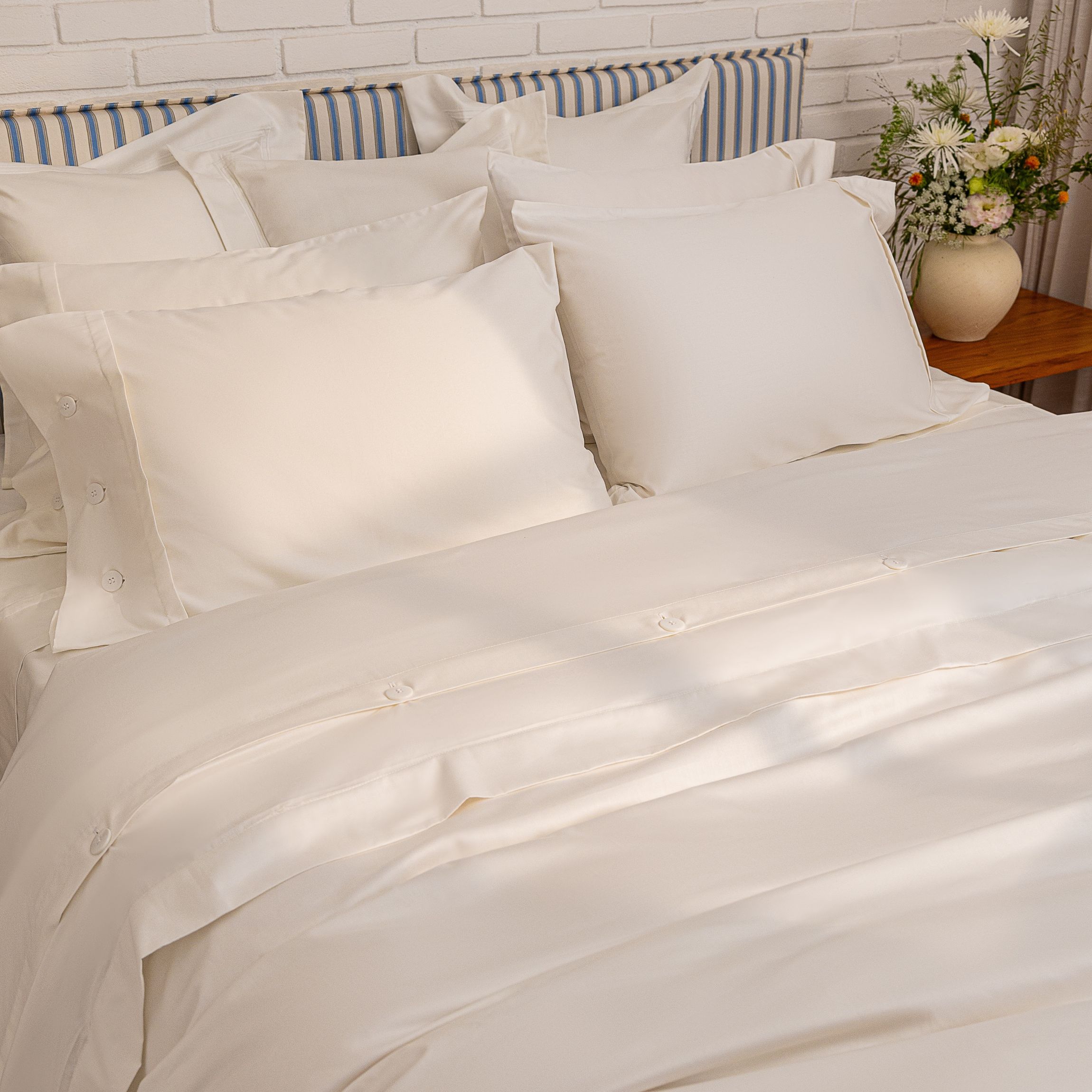 Comprar Capa de Edredom Lótus Percal 100% Algodão 400 Fios - de R$800 ...