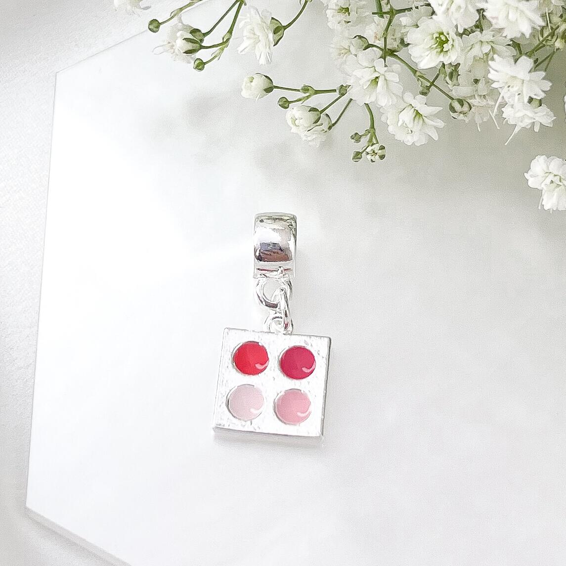 Comprar Berloque Paleta Maquiagem - Lilly Store Comprar Berloque Paleta Maquiagem - Lilly Store