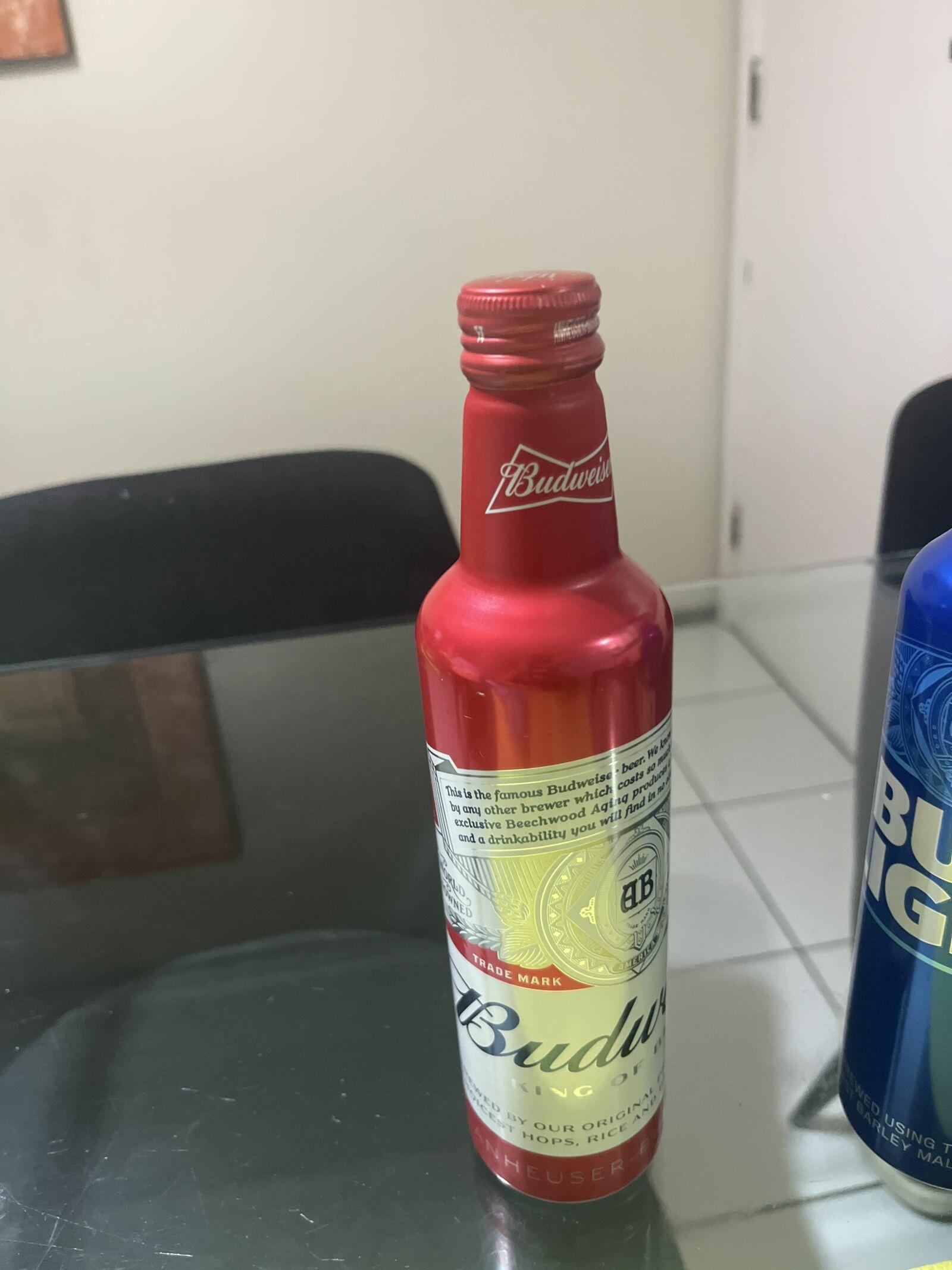 Comprar Cerveja Budweiser - Long Neck Lata Alumínio - 355ml