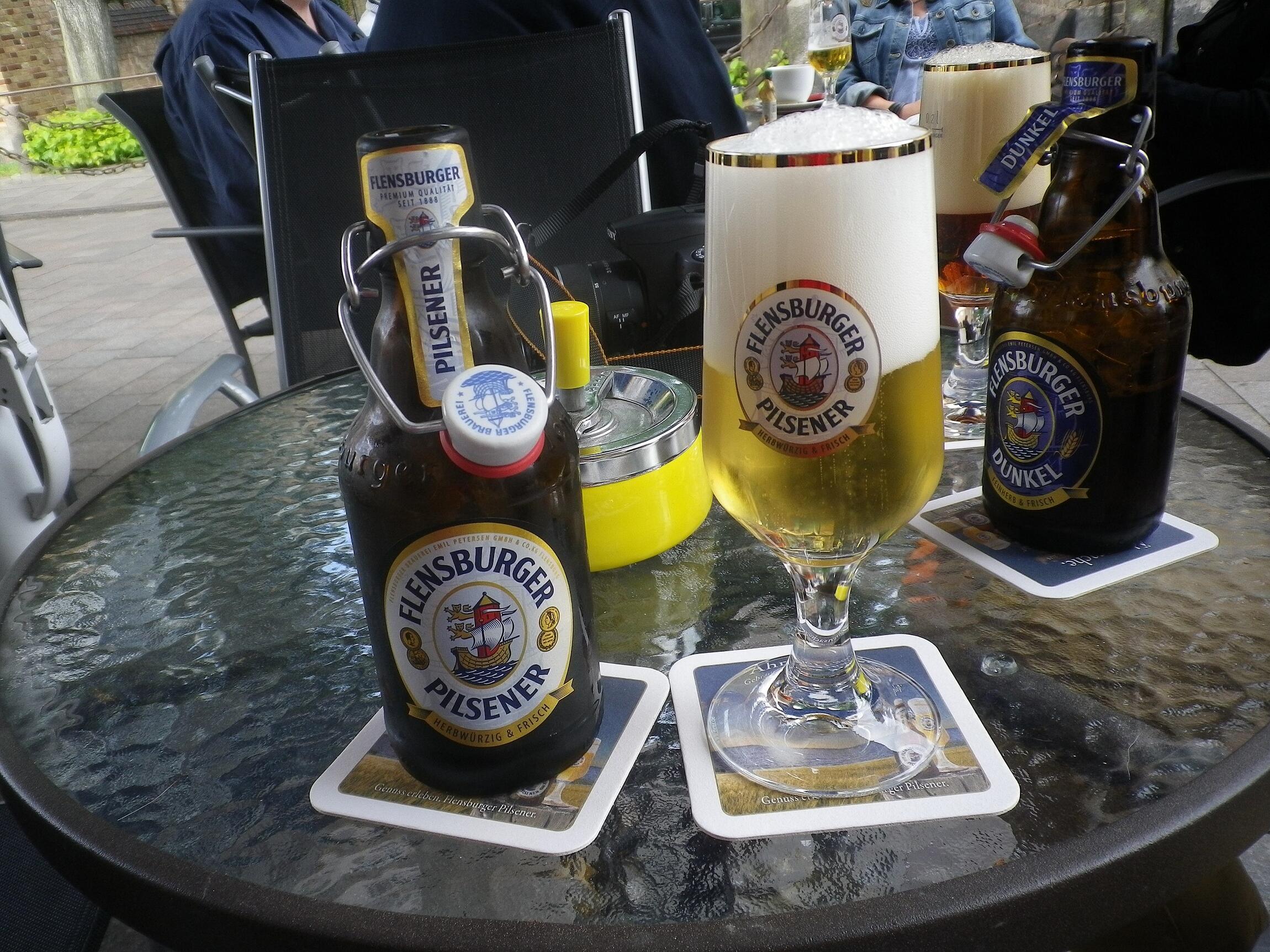 Comprar Cerveja Flensburger Pilsner com tampa Flip-Top - 500ml