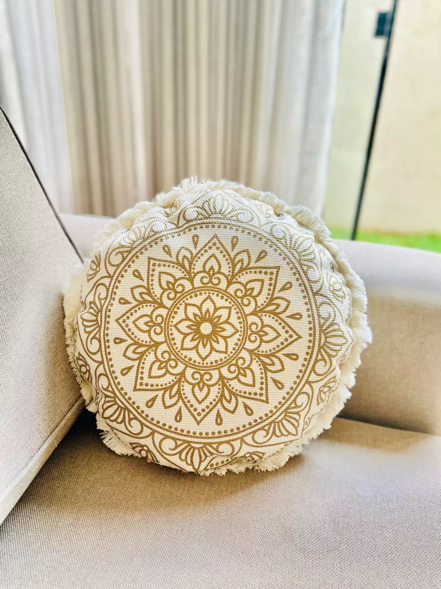 Comprar Almofada Mandala Boho (Cores) - de R$105,50 a R$129,50
