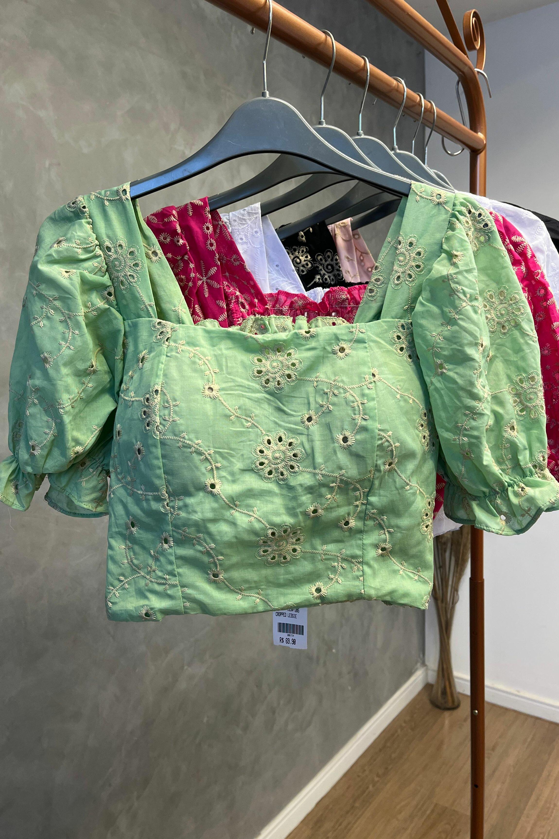 Comprar Cropped Lessie