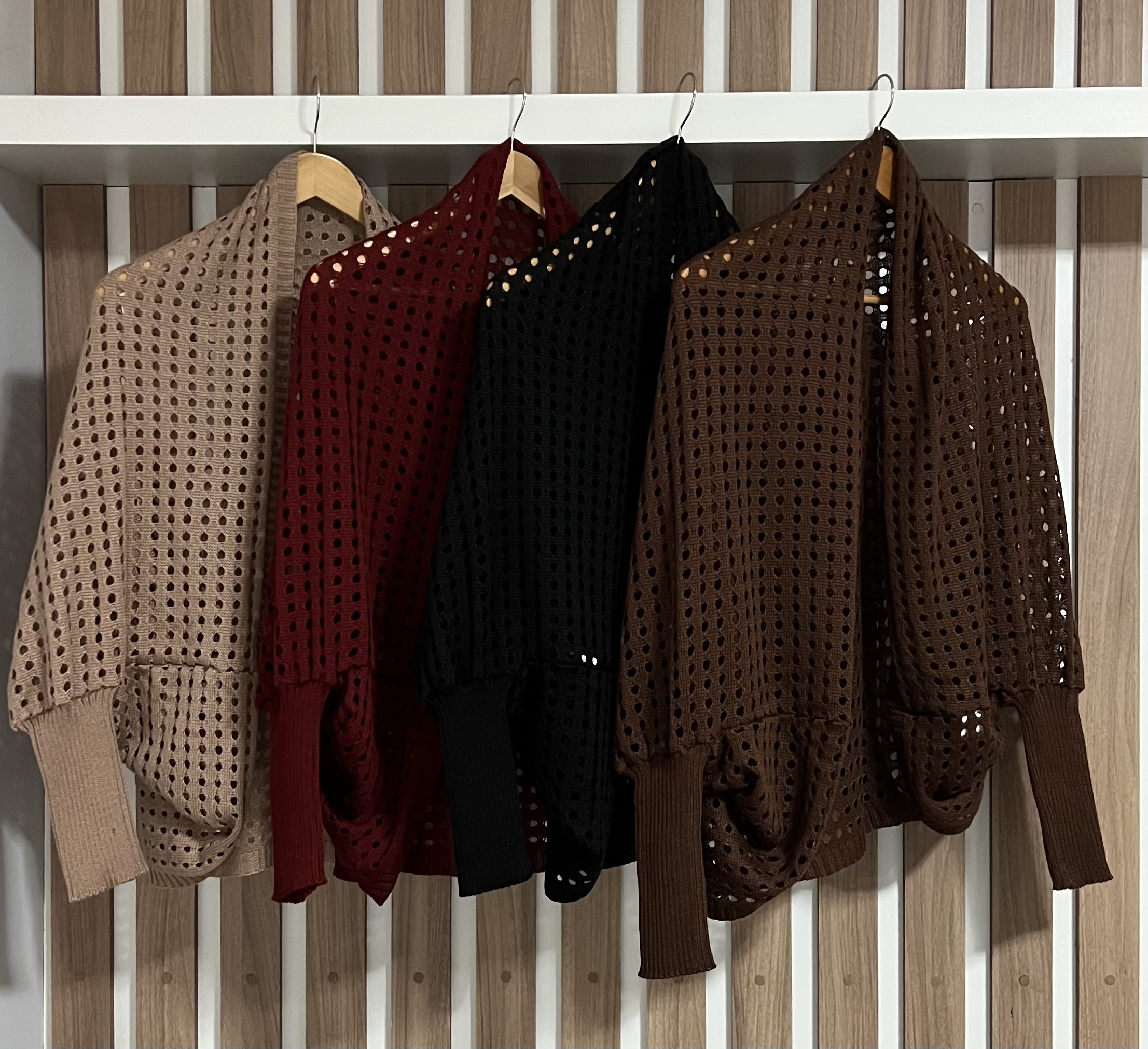 Comprar Quimono Casulo Arroio - tricot rendado com punho - Petit Poa Tricot