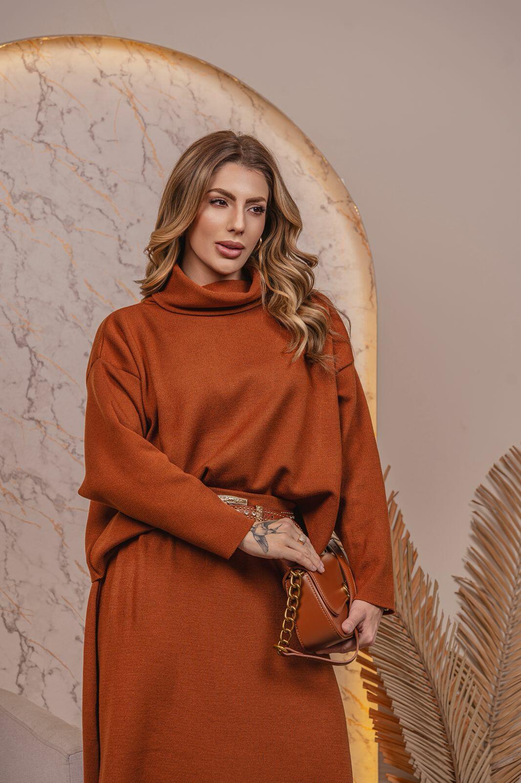 Comprar Blusão Mandacaru - ampla com gola rolê modal estruturada ...