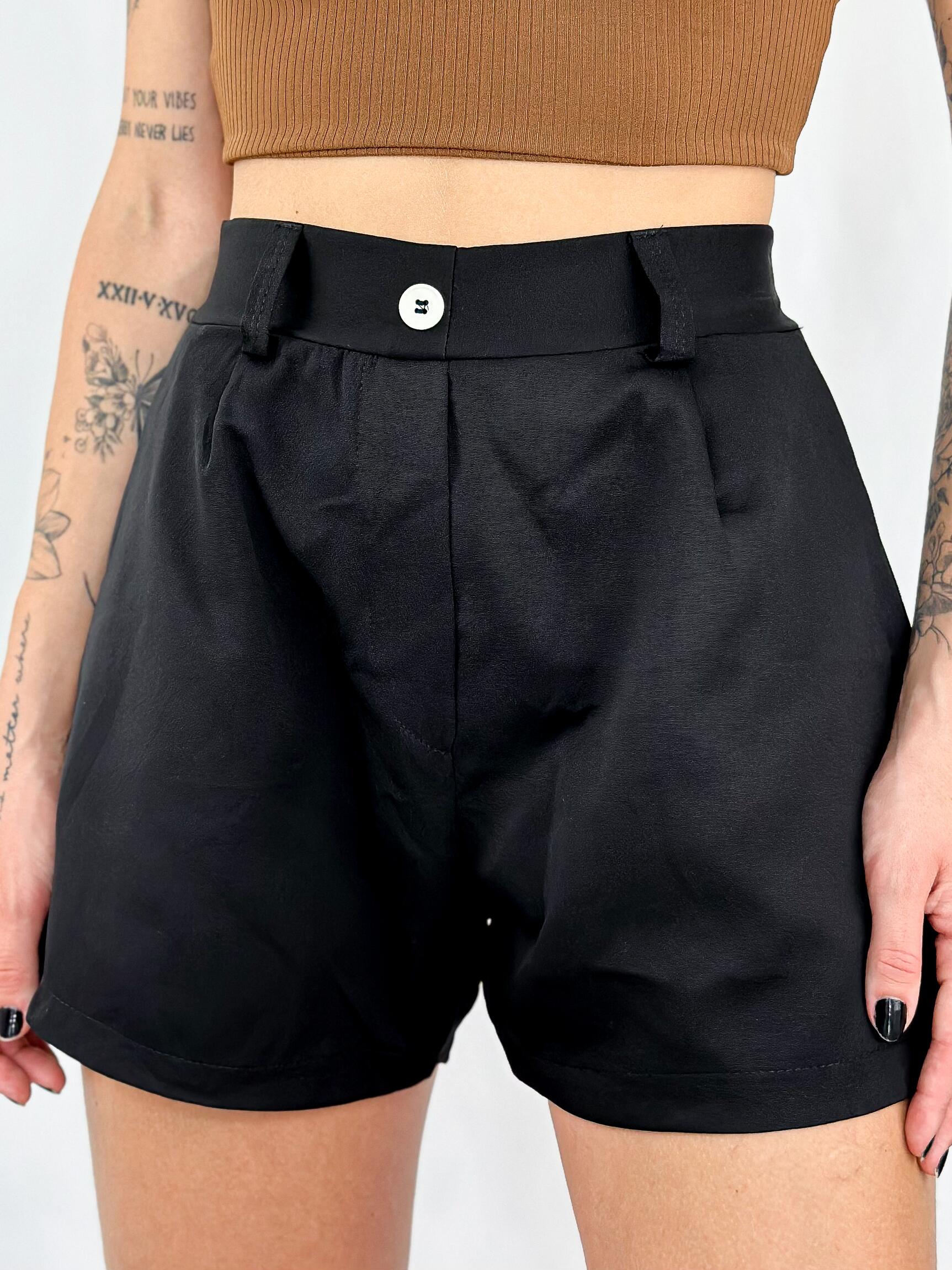 Comprar SHORT AYANA - PRETO