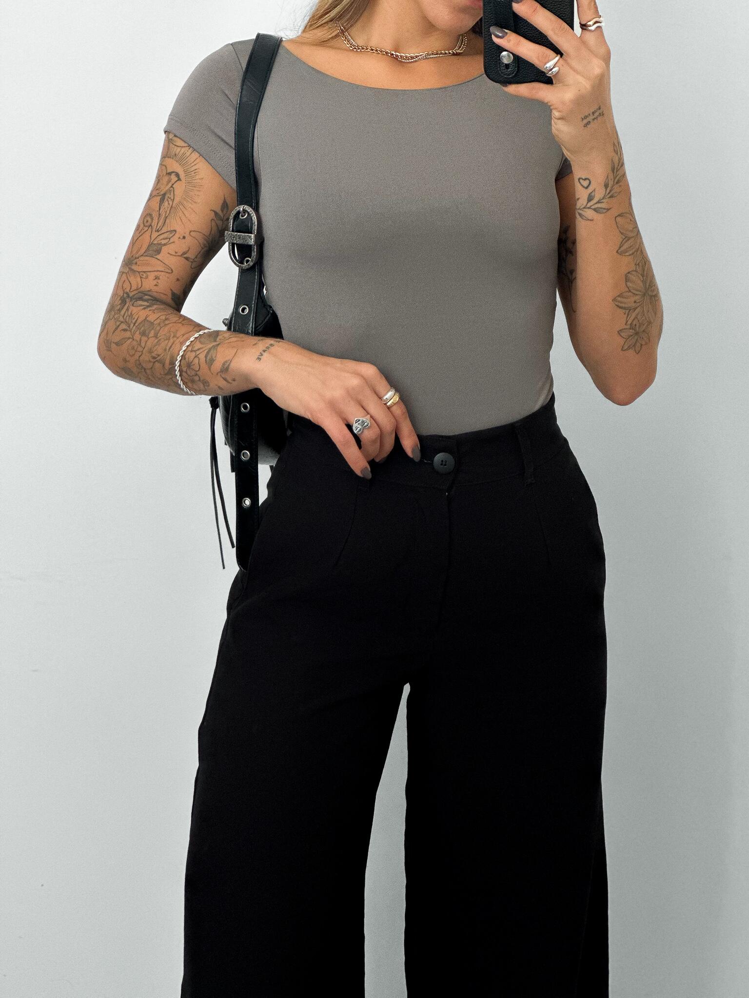 Comprar Bodies & Blusas - USE ELIZAH