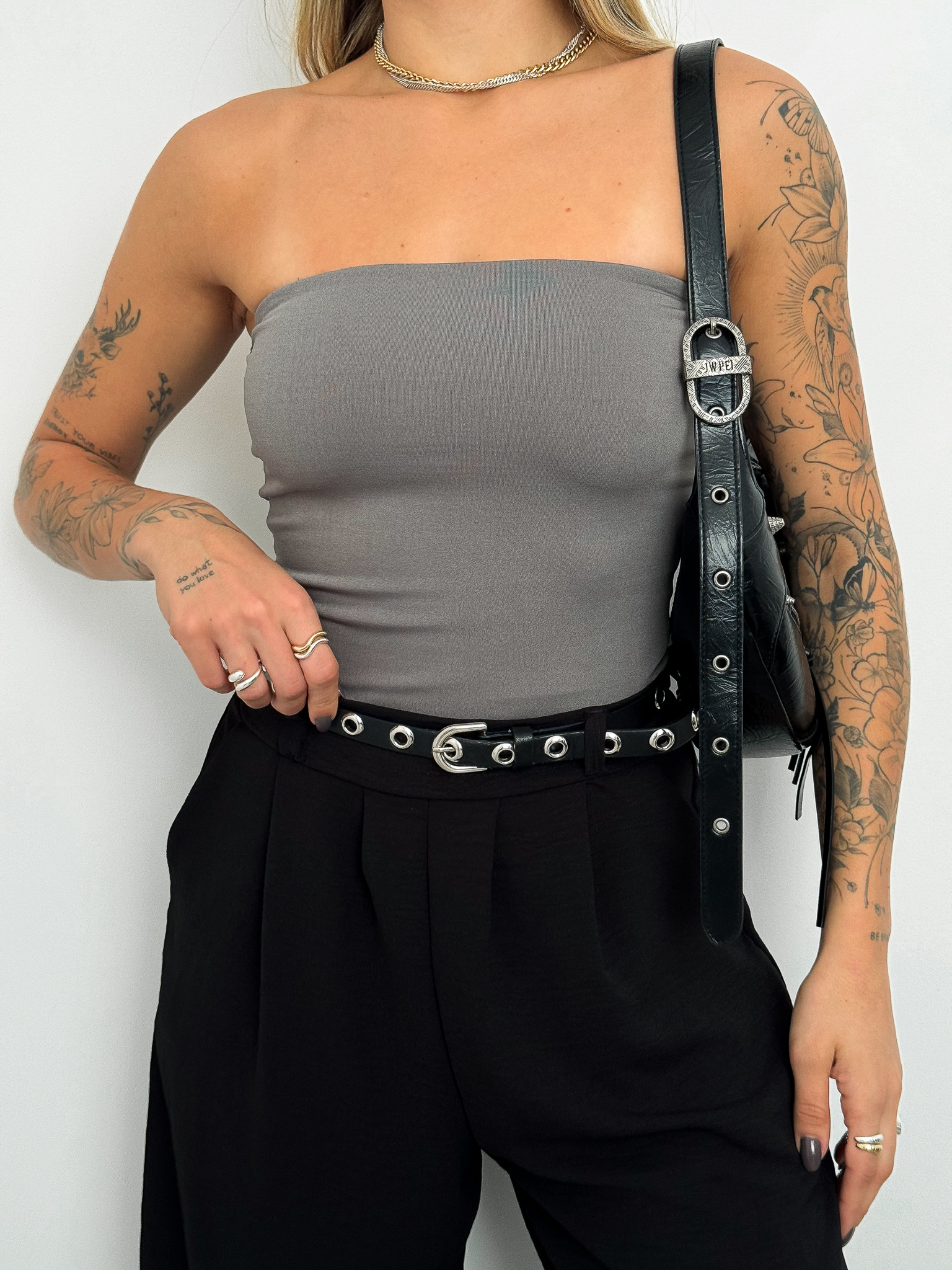 Comprar BODY IRIS - CINZA - USE ELIZAH