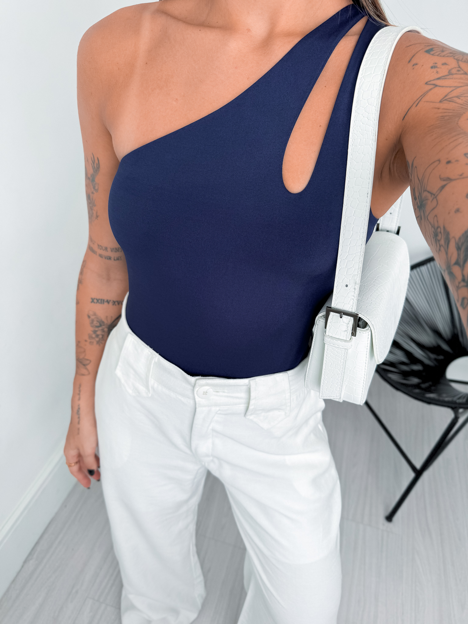 Comprar BODY ELOAH - AZUL MARINHO - R$59,90 - USE ELIZAH