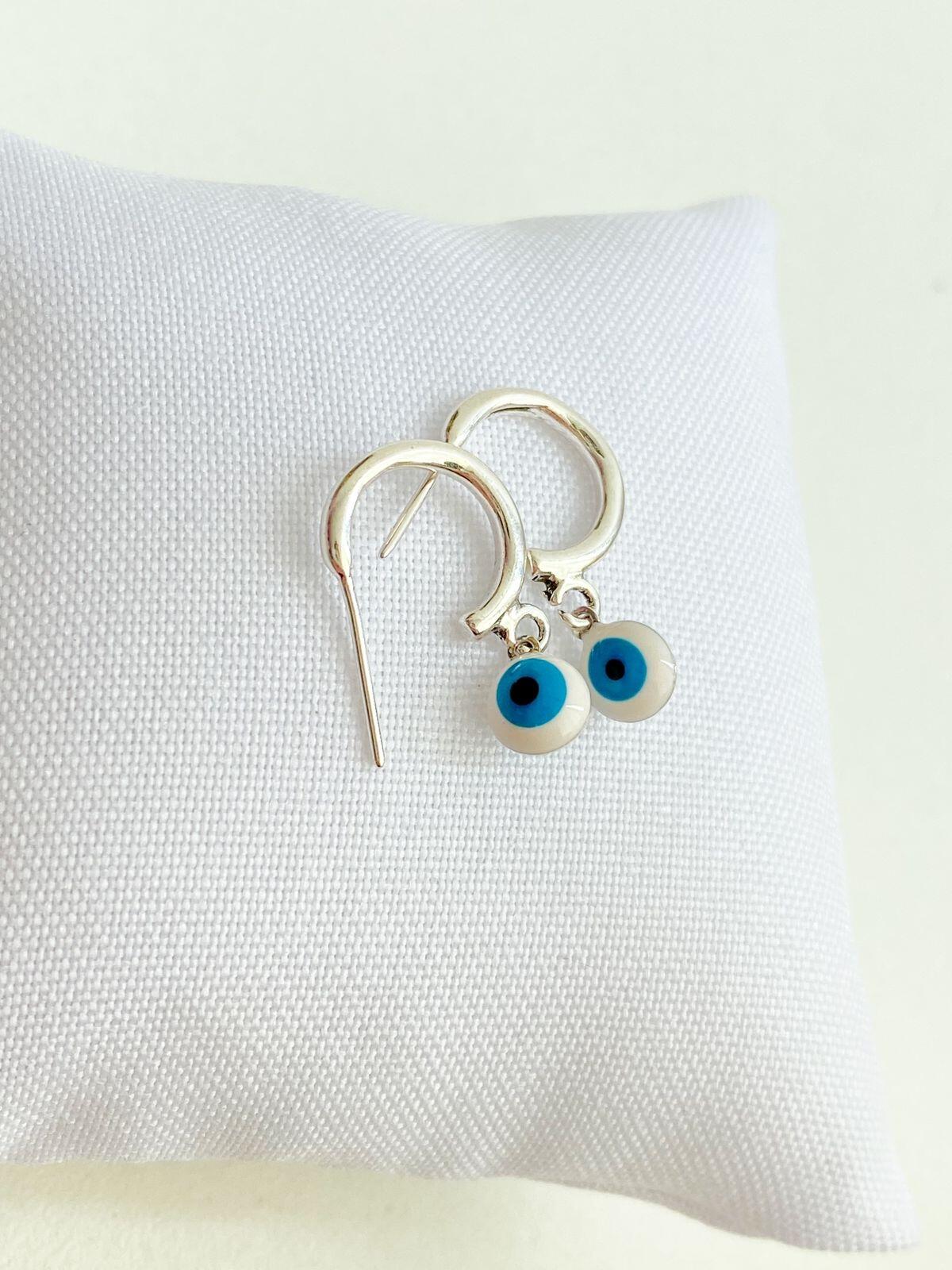 Comprar Brinco Meia Argola Lisa Com Pingente Olho Grego Azul Prata 925 ...