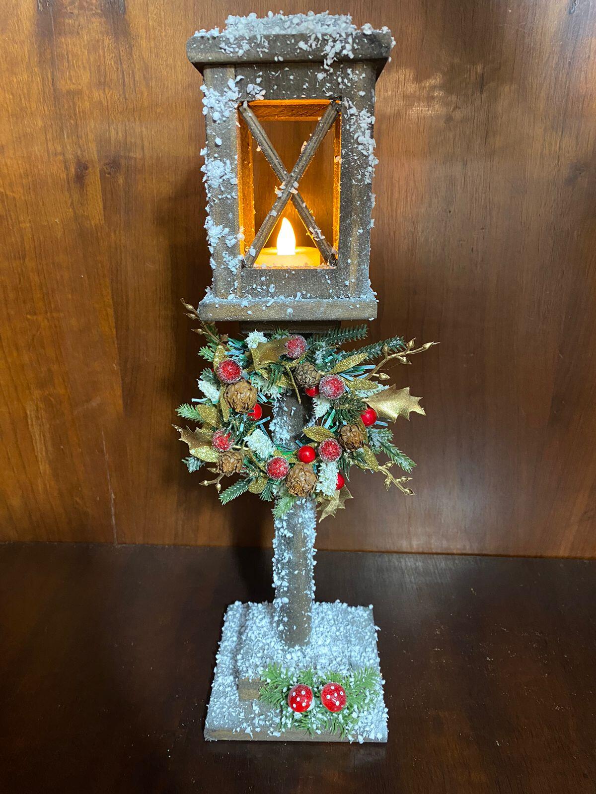 Comprar Poste de madeira decorado - 39 cm - a partir de R$168,26 ...