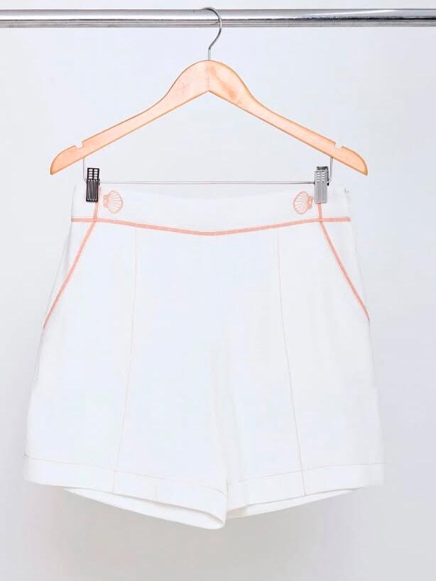 Short em Twill Bordado no Cós Branco Karmani