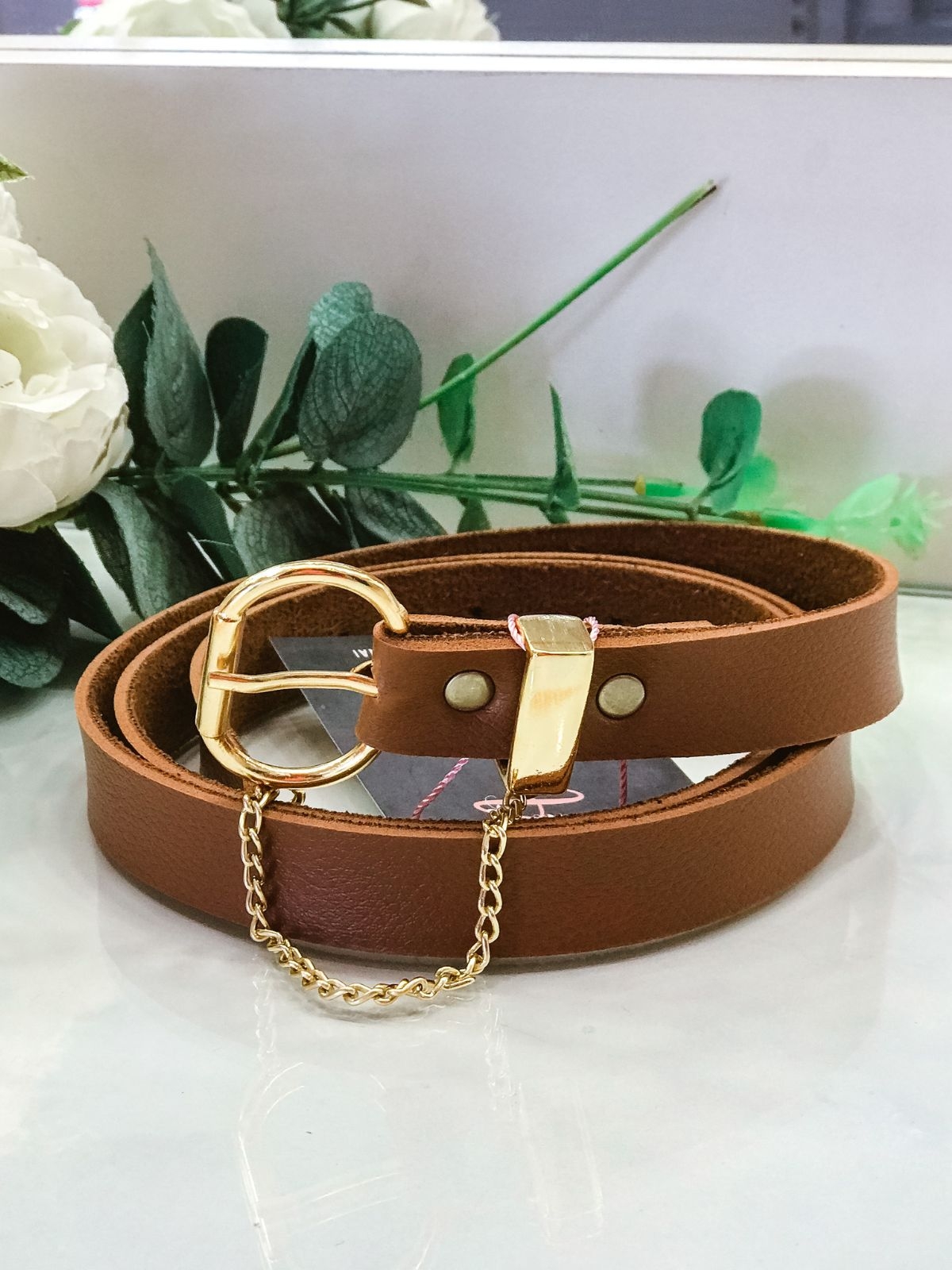 Comprar Cinto Couro com Detalhe em Corrente - Amonai