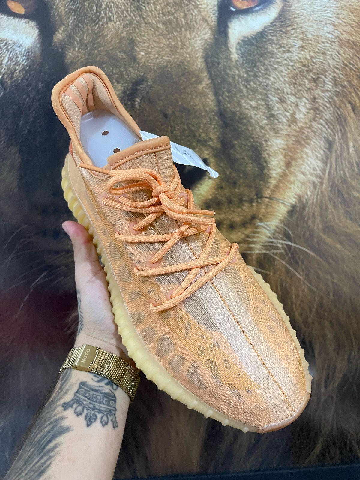 Comprar Yeezy Boost 350 Mono Clay - R$450,00