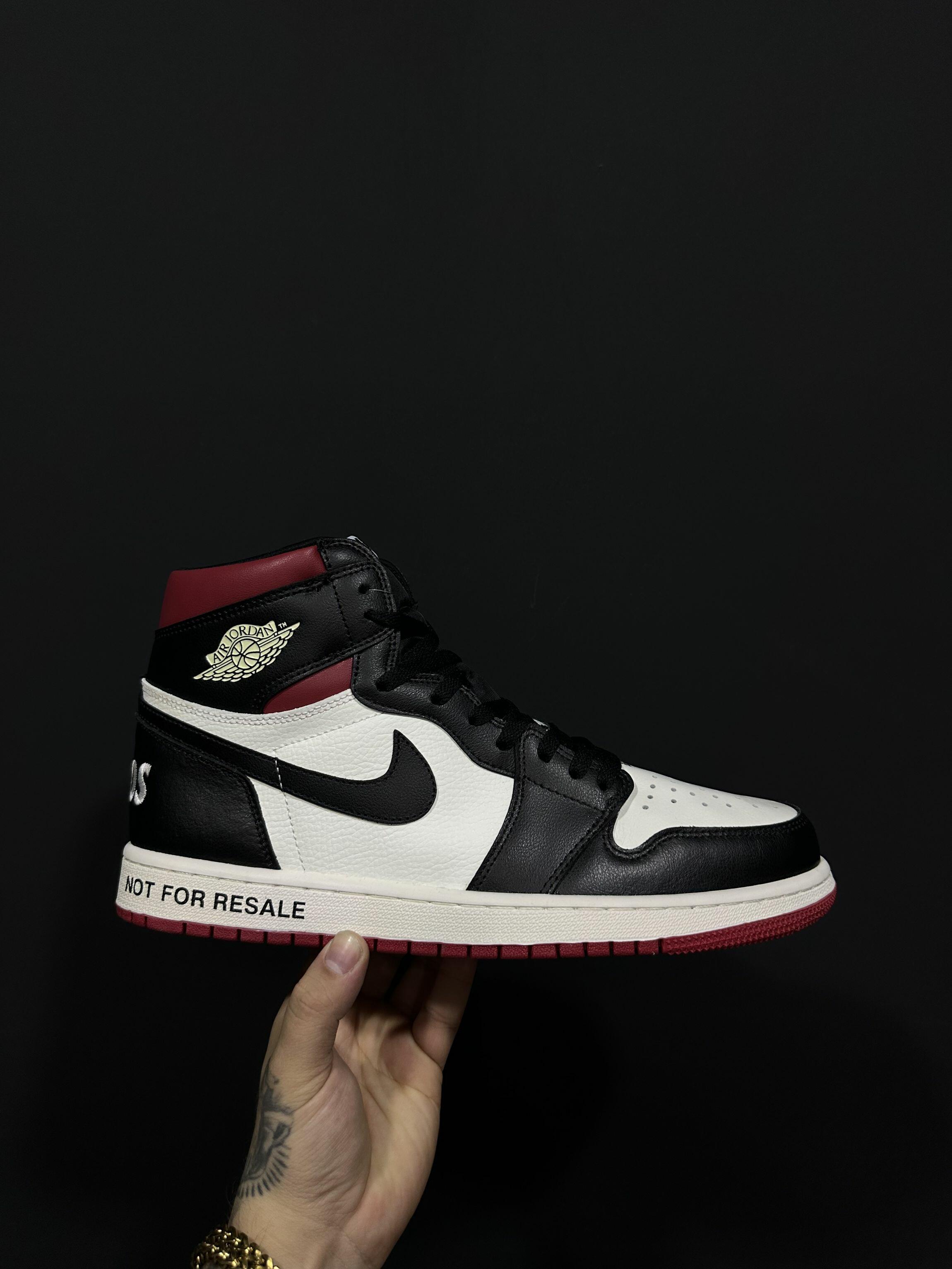 Comprar Air Jordan 1 Retro High Not for Resale Varsity Red - R$1.200,00