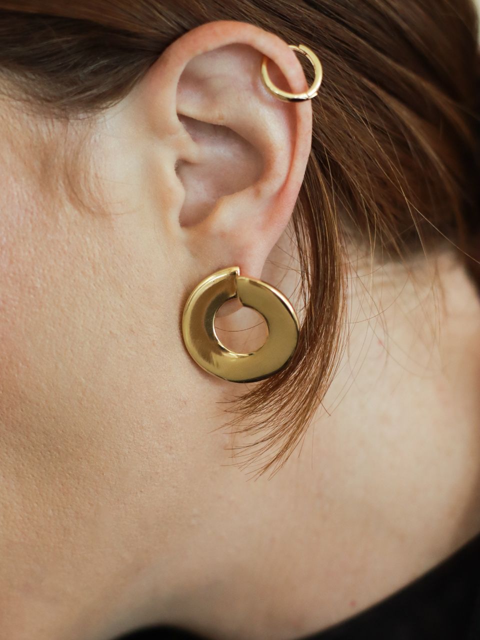 Comprar Brinco Ana Circle Vazado Banho Ouro 18k - a partir de R$128,39 - antonietta