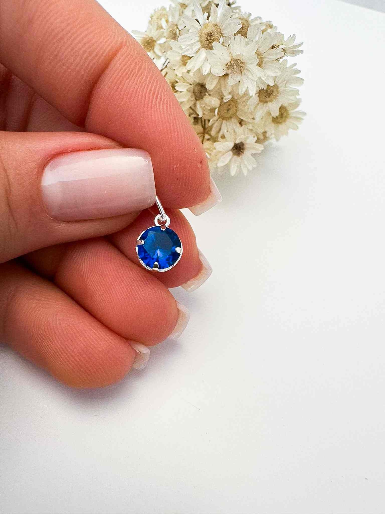 Comprar Pingente Redondo Azul Royal - CLPratas | Com você linda todo dia!