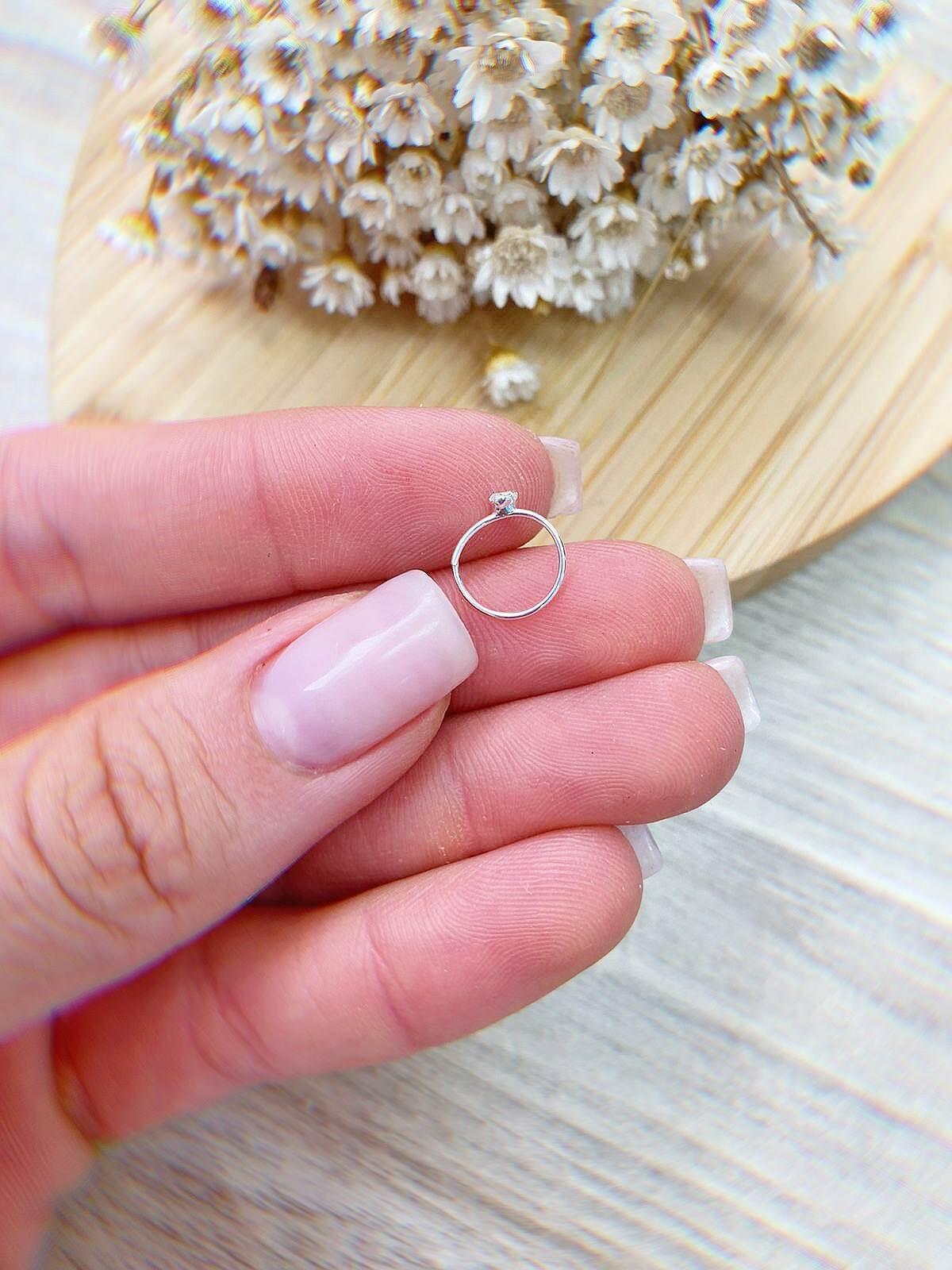 Comprar Piercing Argola Nariz Lisa+Ponto de Luz - a partir de R$30,60