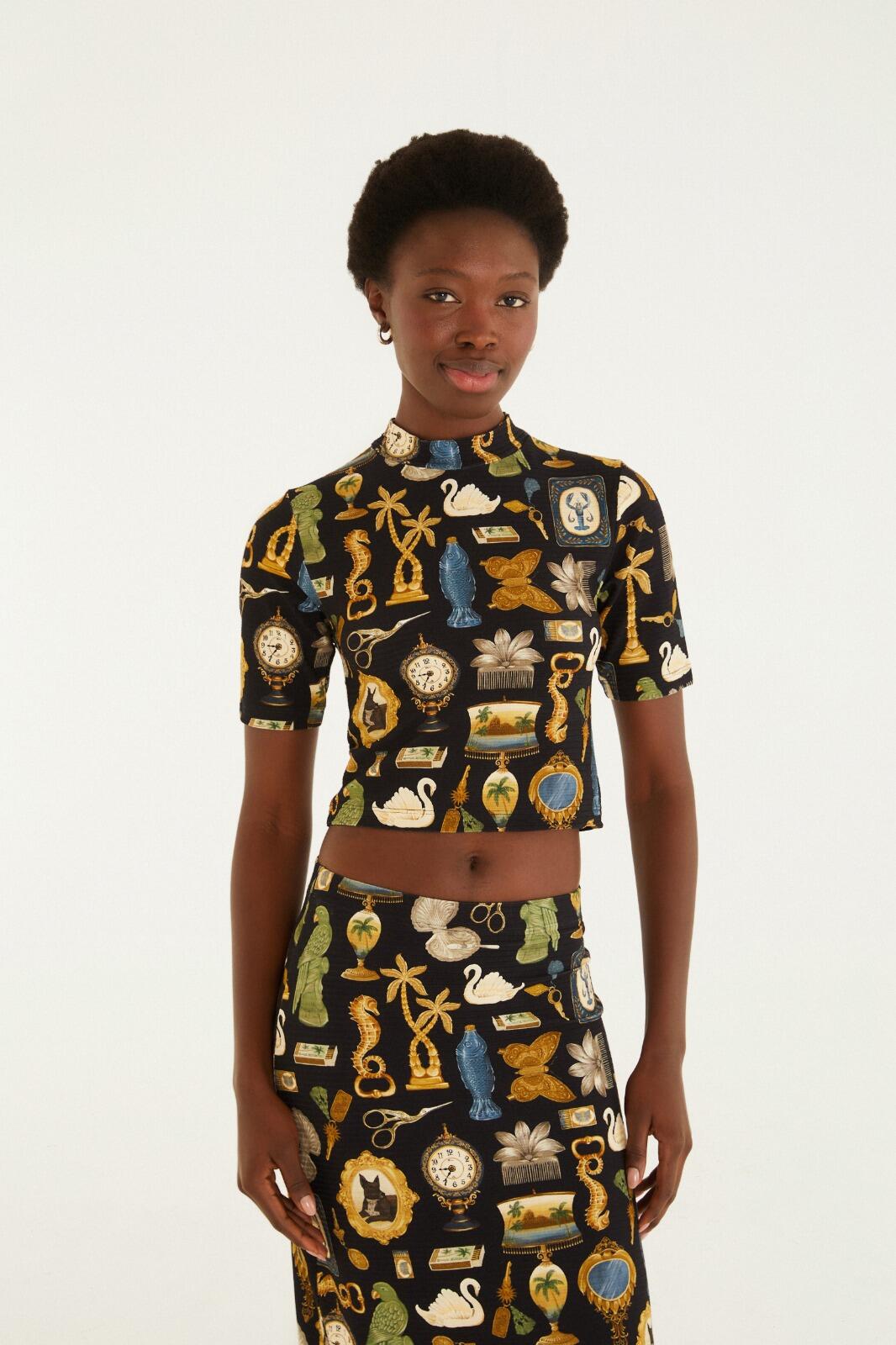 Comprar Blusa Cropped Bibelô FARM - Inverno 2026