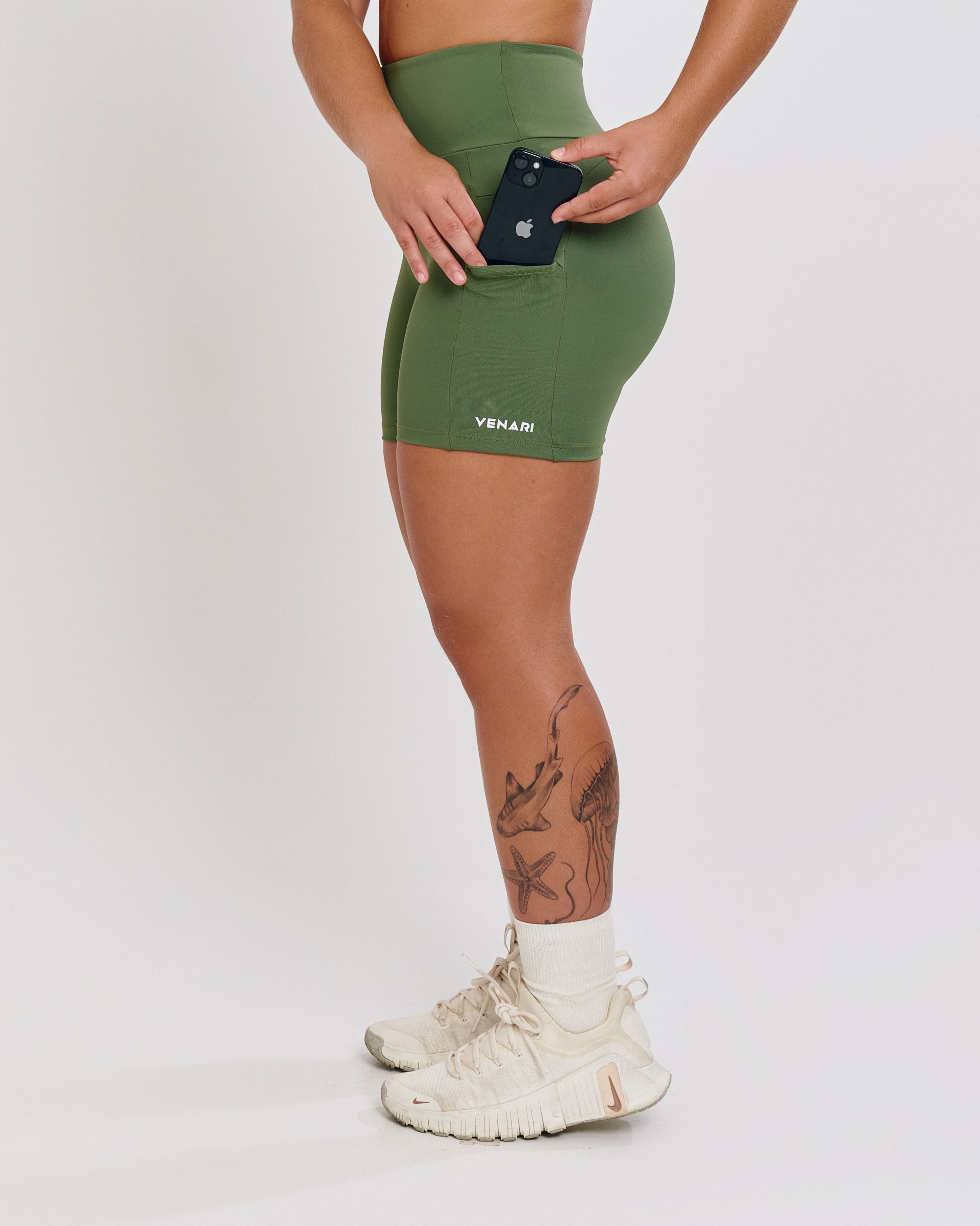 Comprar Short Bolso Verde Militar Ju Mamute - a partir de R$75,90 ...