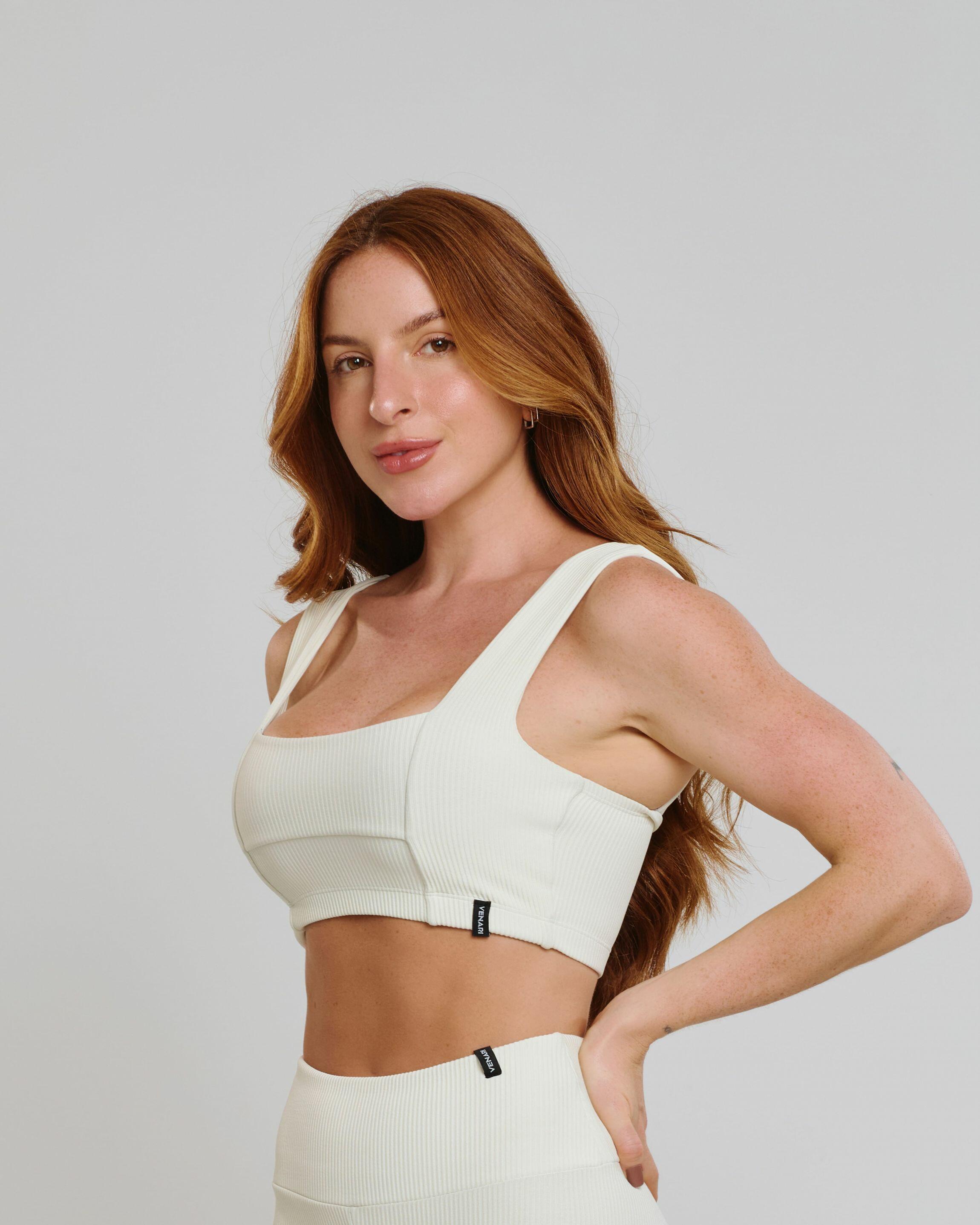 Comprar Top Decote Reto Canelado Eleva - Roupas de Academia Feminina - Venari | A sua marca fitness!