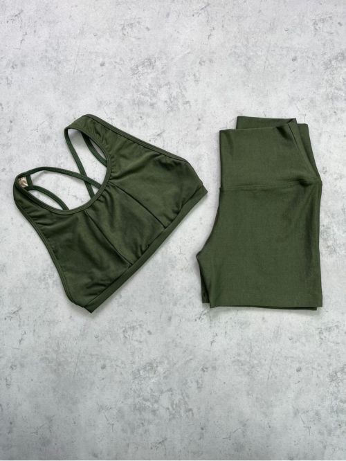 Comprar Short Básico + Top Vitória - Compressão Verde Musgo - R$70,00 ...