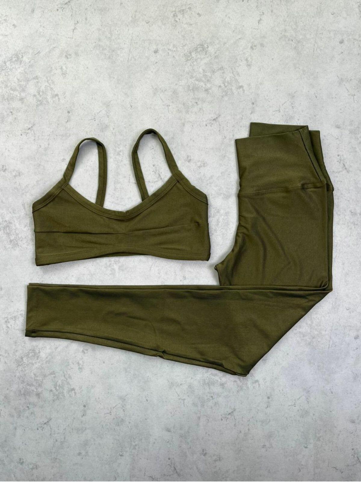 Comprar Legging Básica + Top Betina - Compressão Verde Musgo - R$80,00