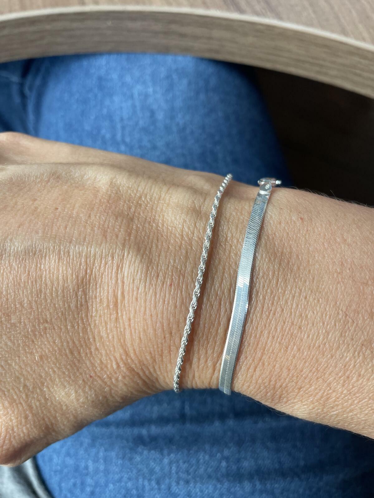 Pulseira Laminada em Prata 925 - Brilho Sofisticado - a partir de R$161,40