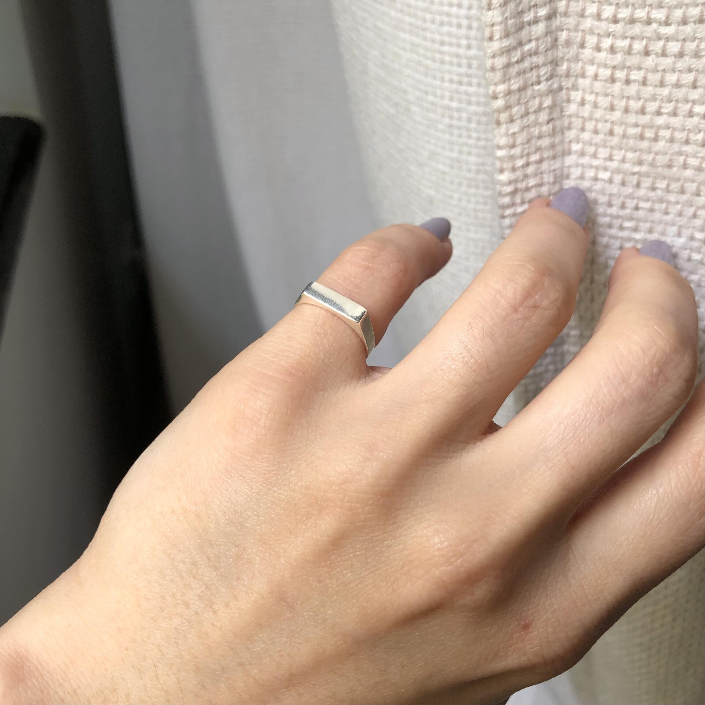 Comprar Anel retangular liso - Isadora Petrelli Pratas